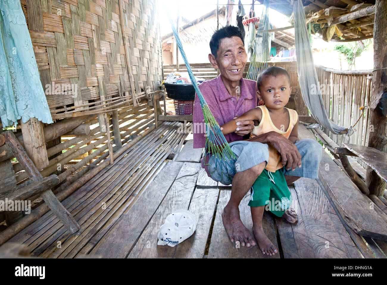 Local villagers in their home on the island of Samar Stock Photo - Alamy