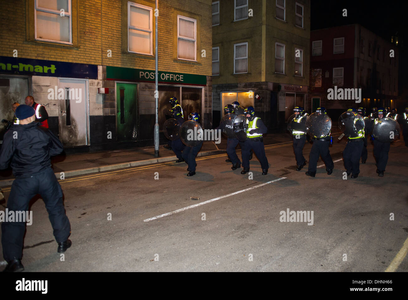 Riot training hi-res stock photography and images - Alamy