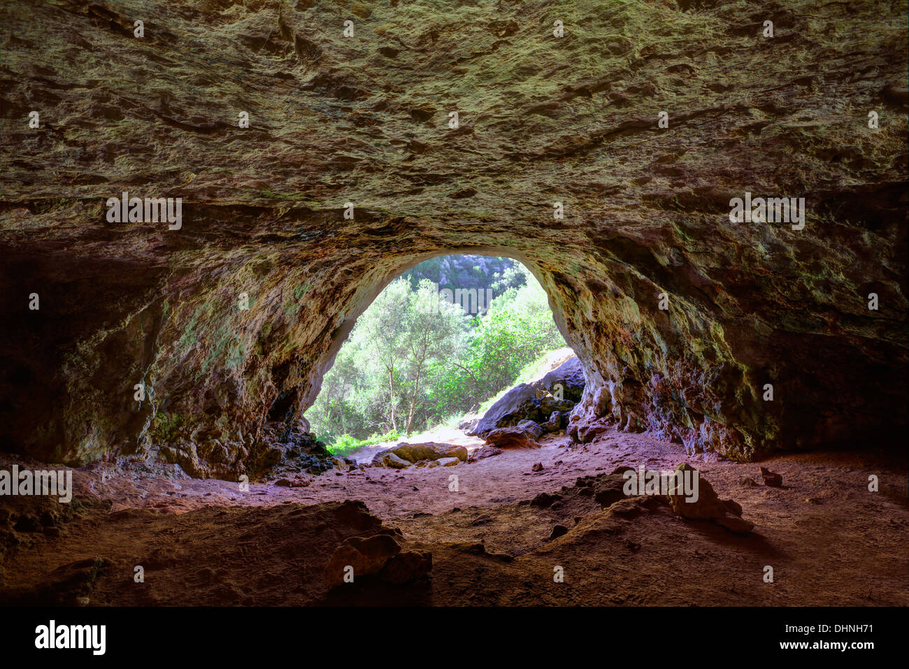 Prehistoric cave dwelling hi-res stock photography and images - Alamy