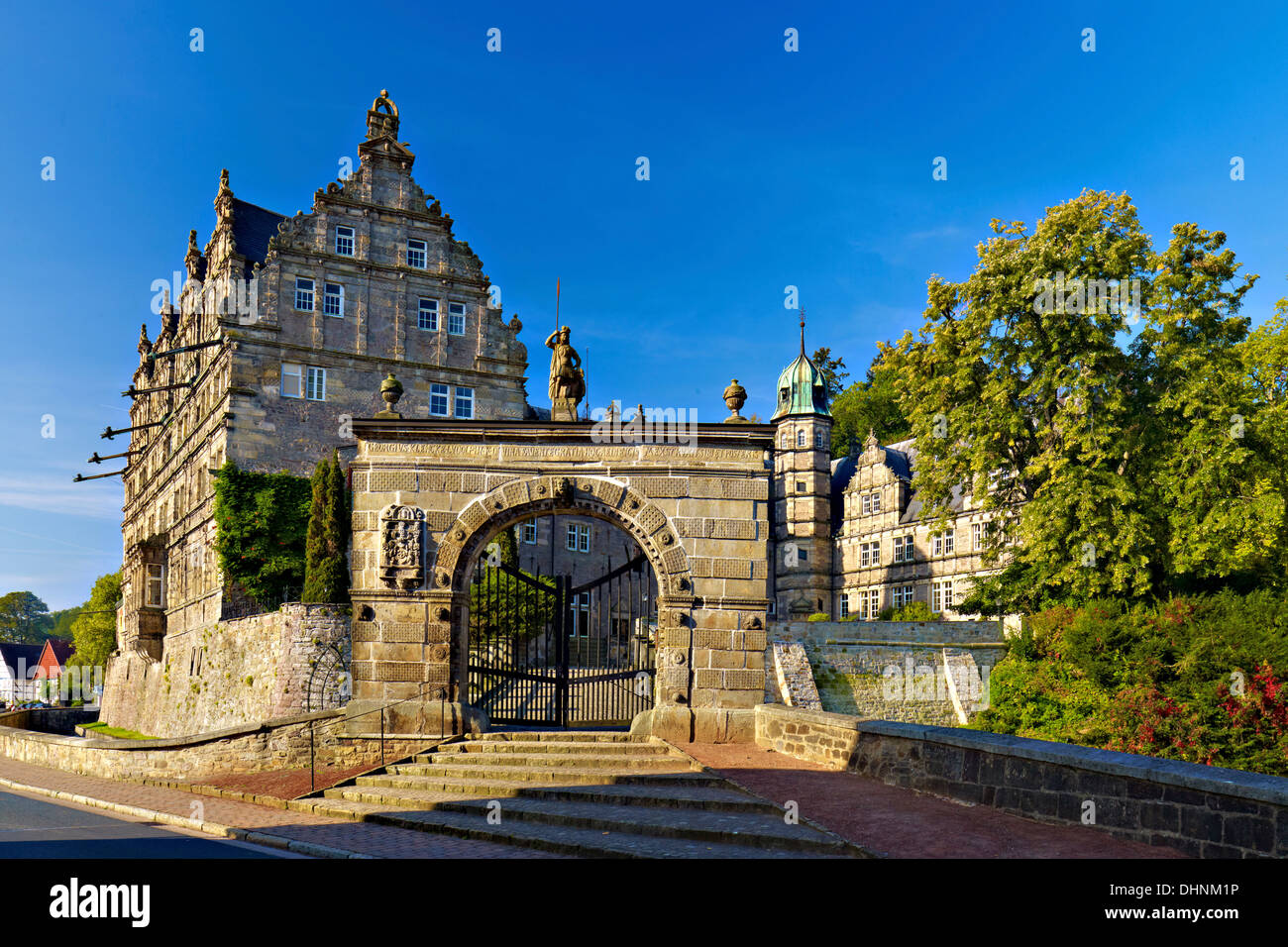 Hämelschenburg Castle, Emmerthal, Weser Uplands, Germany Stock Photo ...