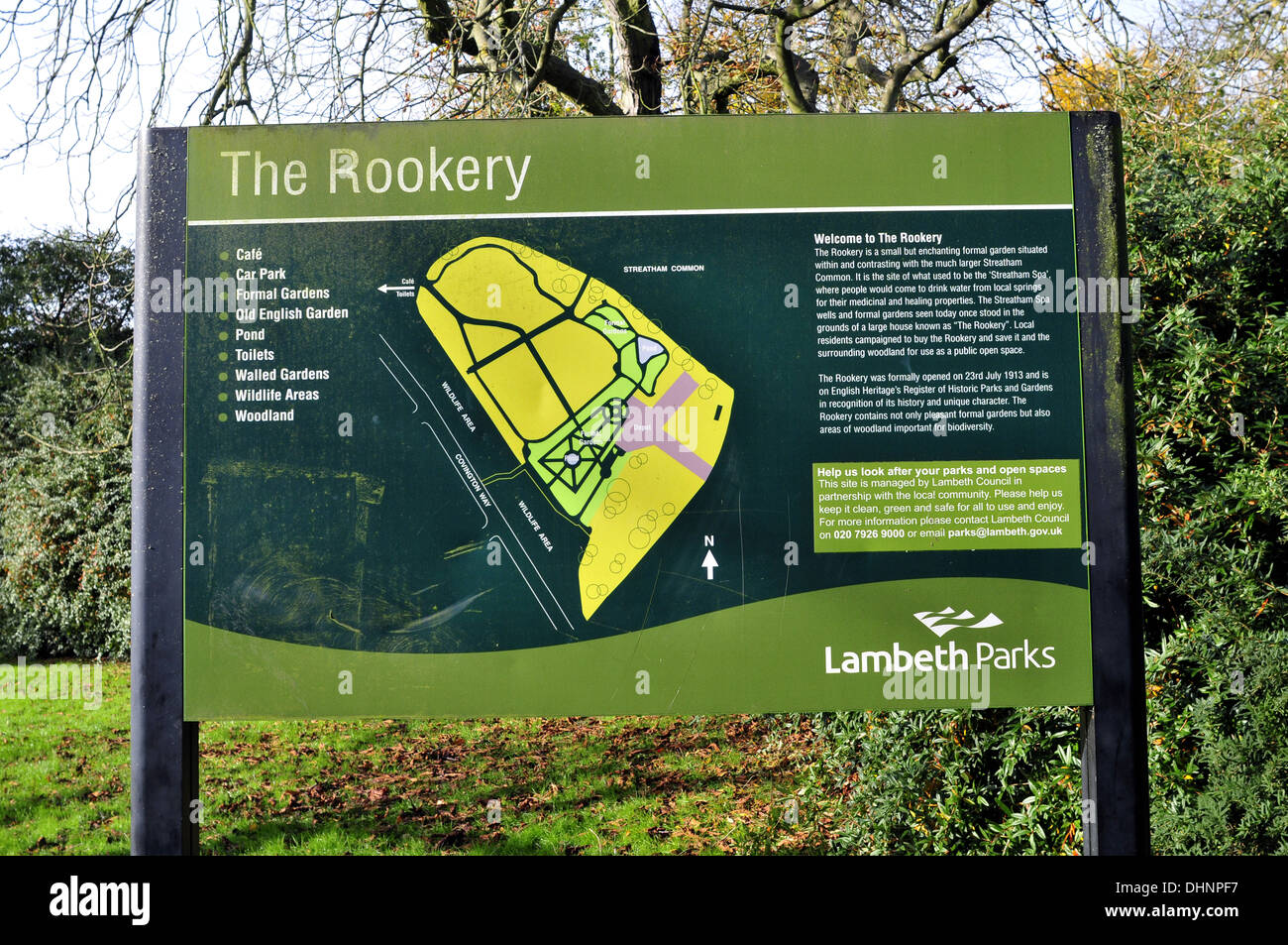 A sign map of the Rookery, Streatham Common, London Stock Photo - Alamy