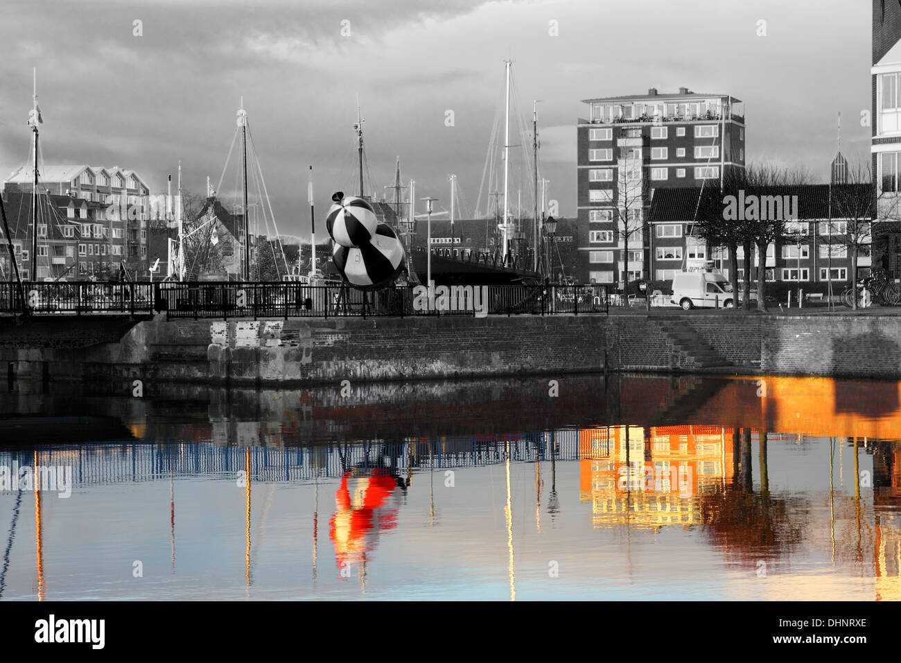 Reflection sea wharf hi-res stock photography and images - Alamy