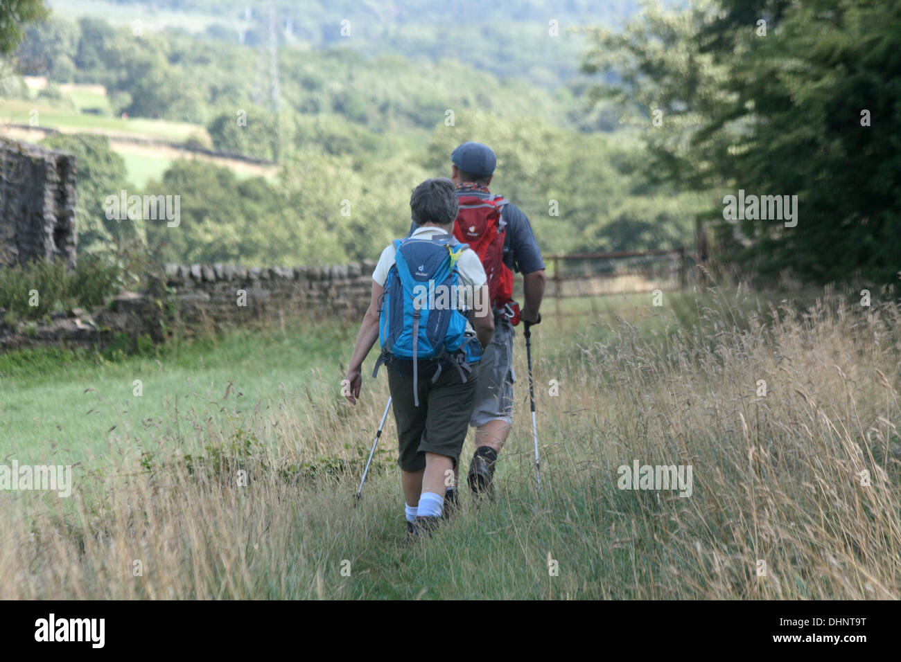 Couple hike yorkshire hi-res stock photography and images - Alamy