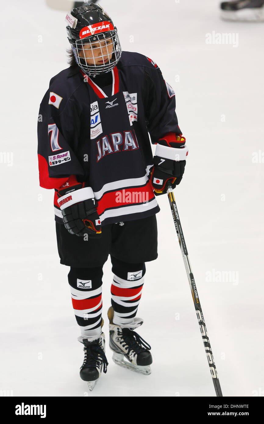 Shinyokohama Skate Center, Kanagawa, Japan. 10th Nov, 2013. Mika Hori ...