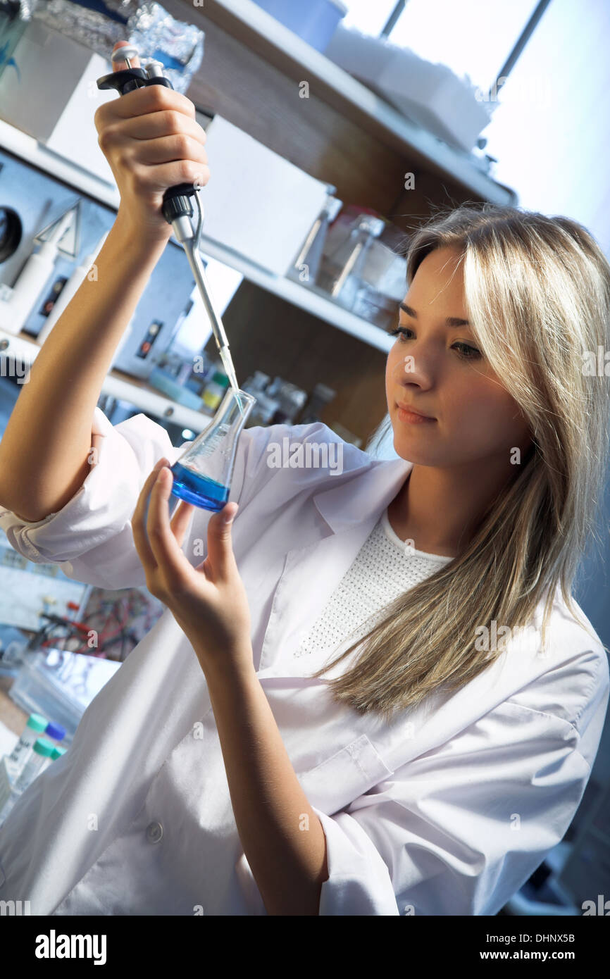 Laboratory test hi-res stock photography and images - Alamy