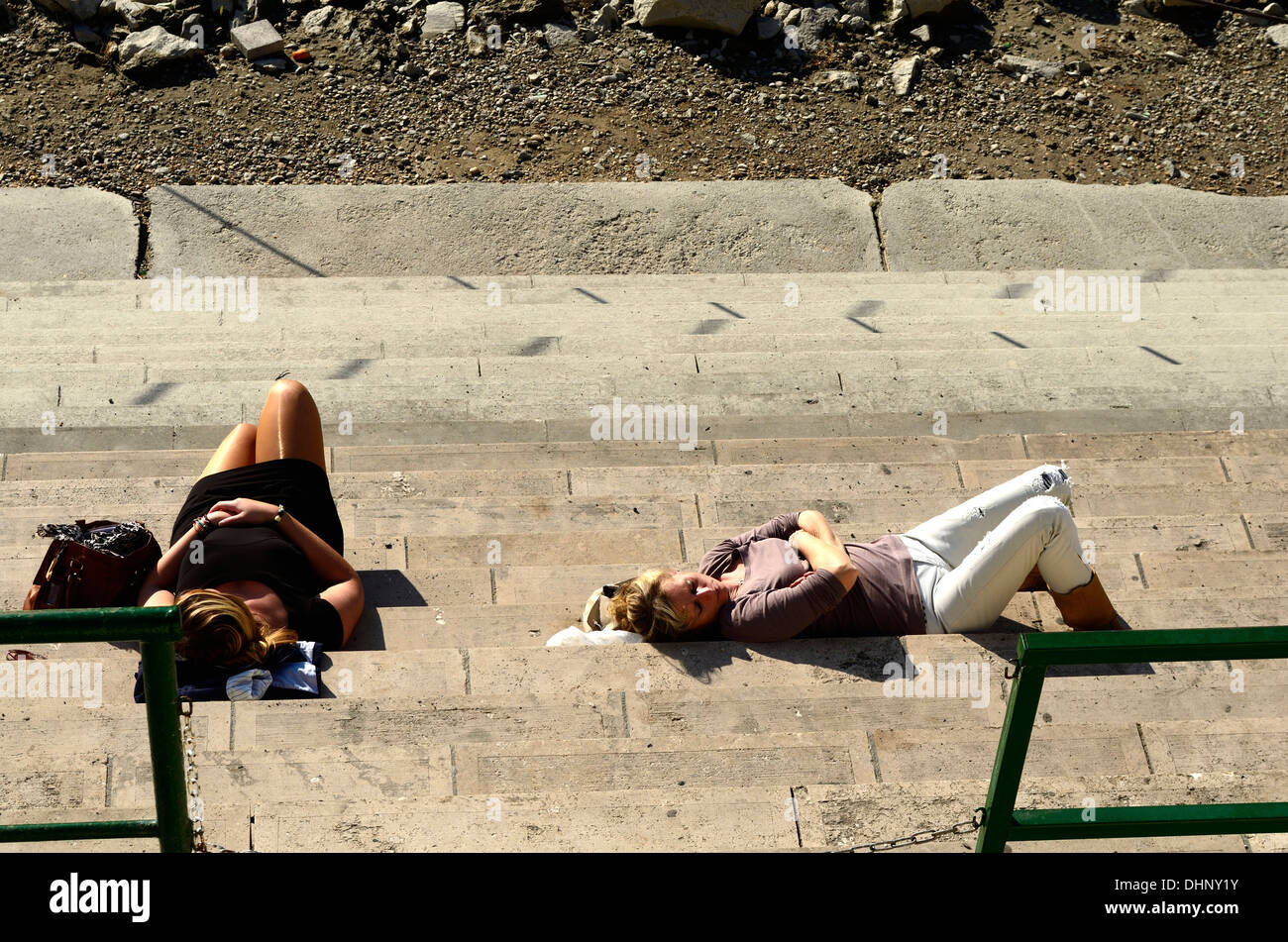 Sunbathe young woman hi-res stock photography and images - Alamy