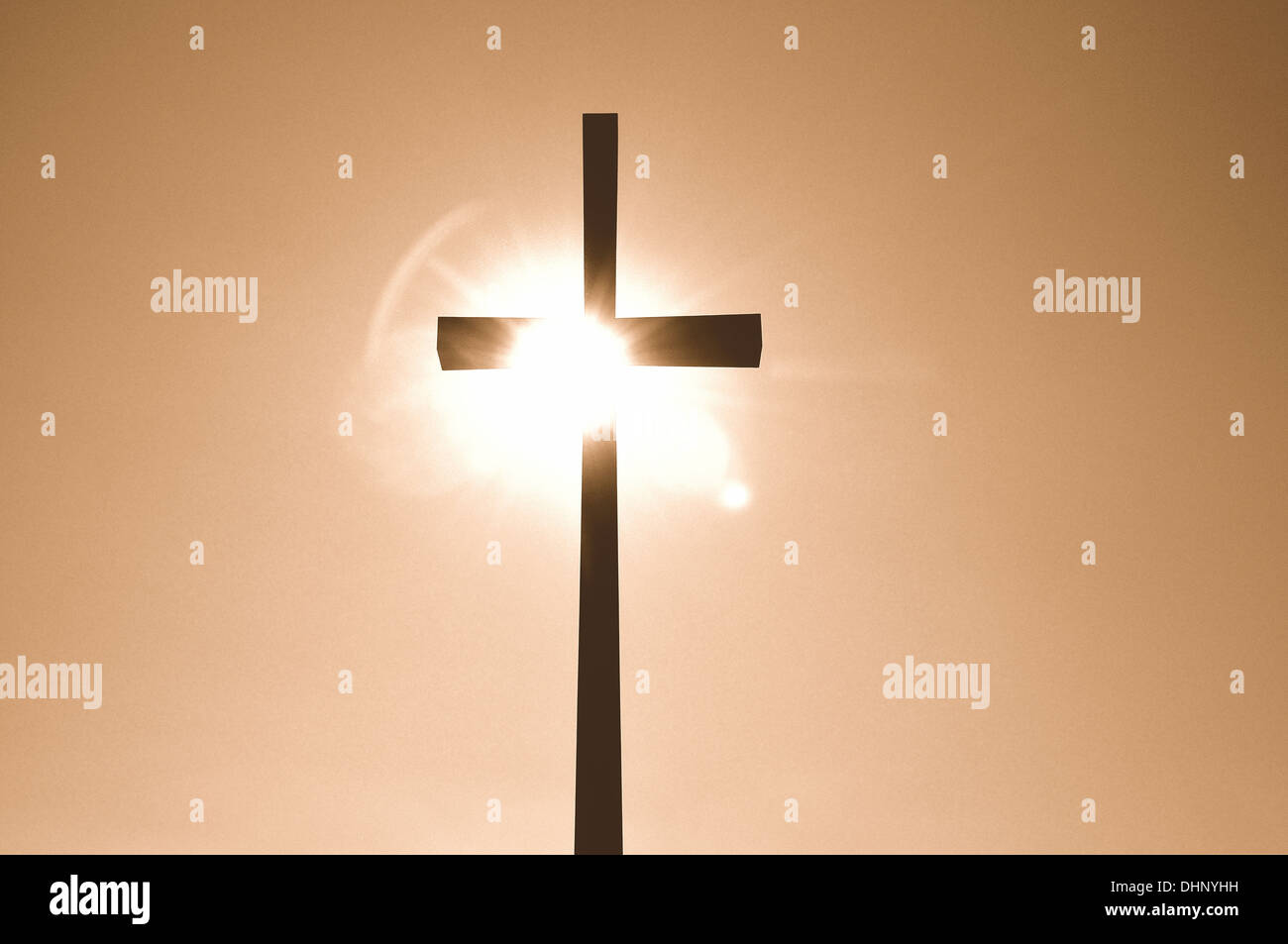 Burning cross hi-res stock photography and images - Alamy