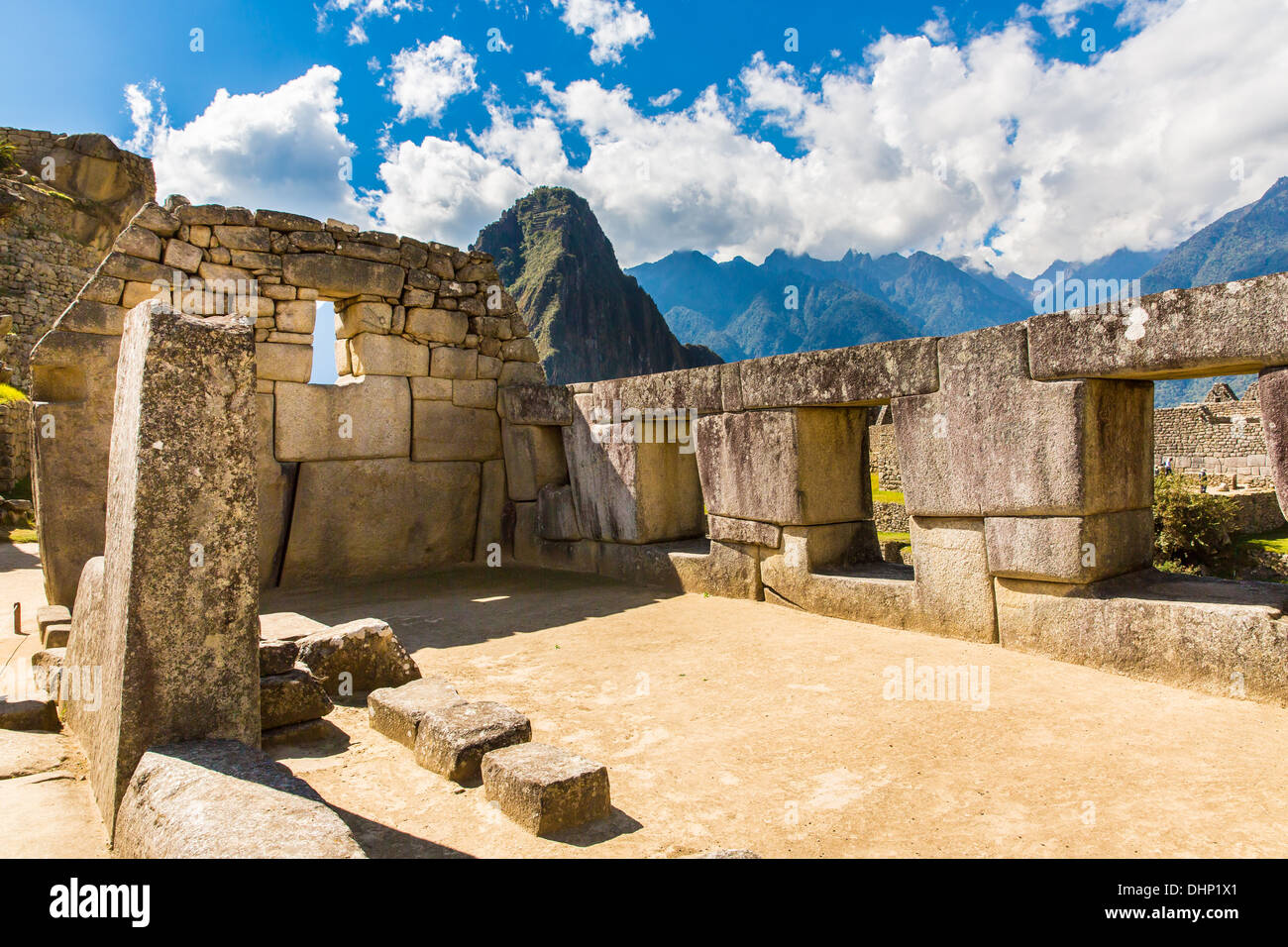 12 angled stone peru hi-res stock photography and images - Alamy