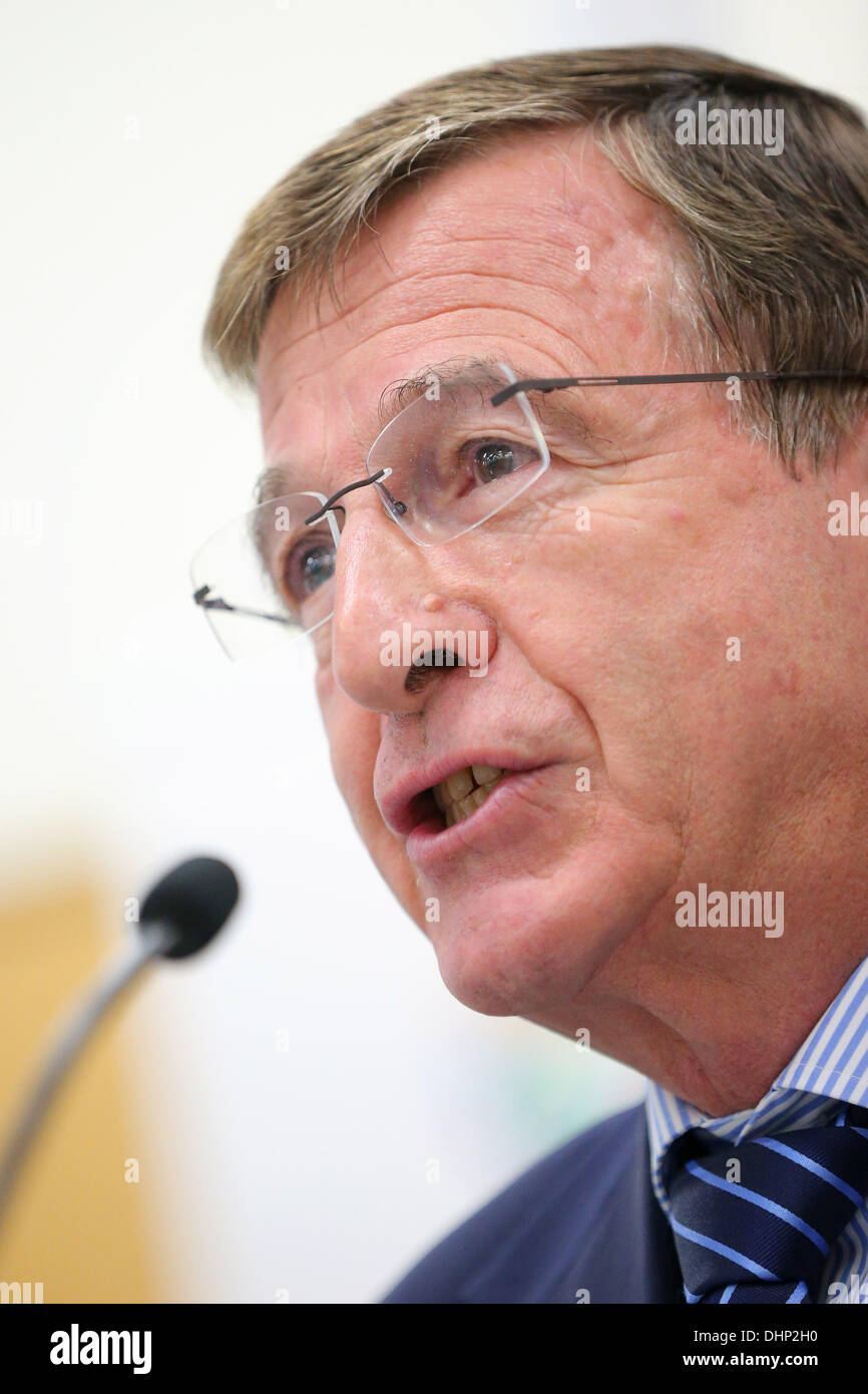 Chiba, Japan . 14th Nov, 2013. Tokyo, Japan. 14th Nov, 2013. Gilbert ...