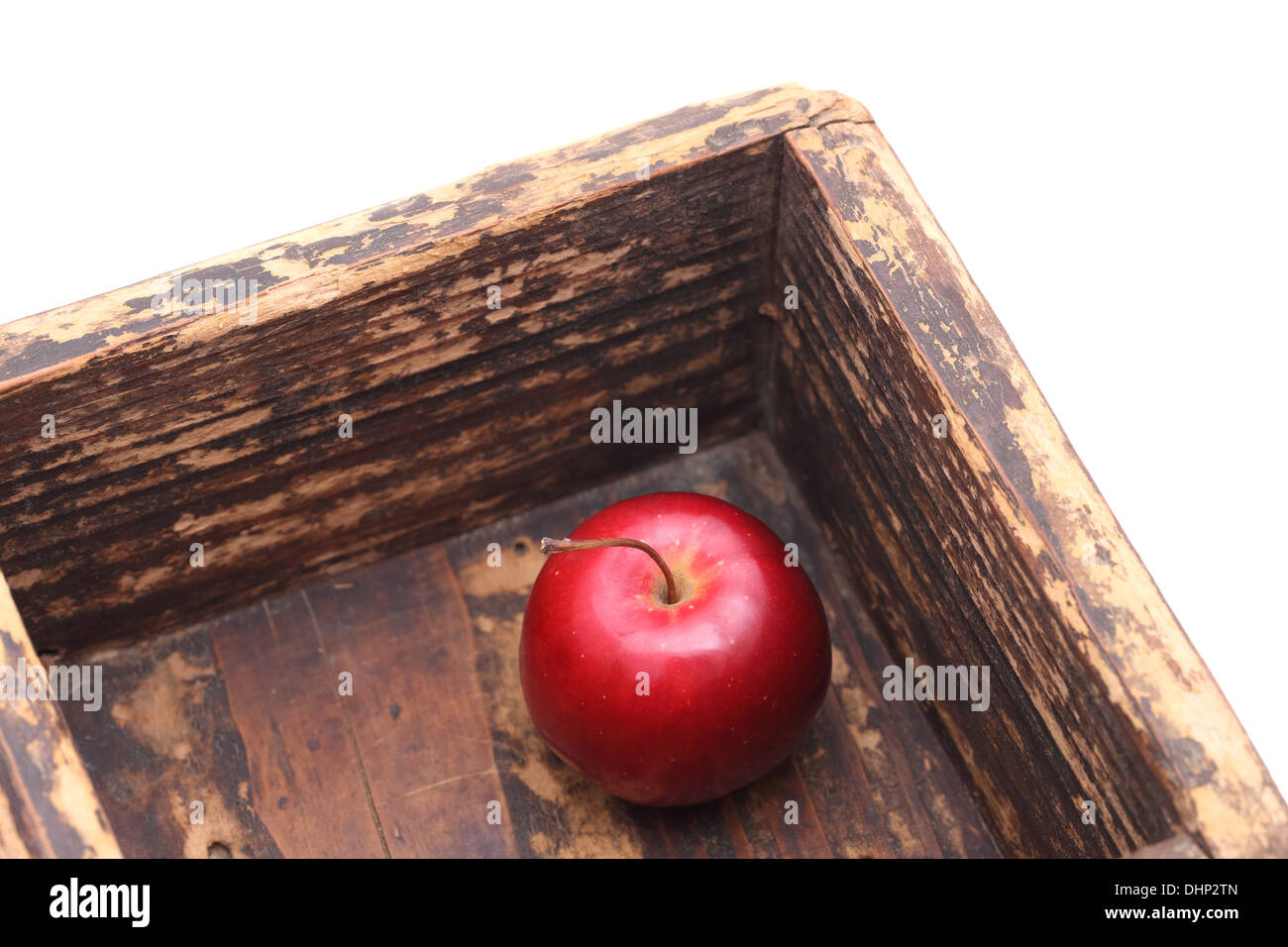 Old apple crate hi-res stock photography and images - Alamy