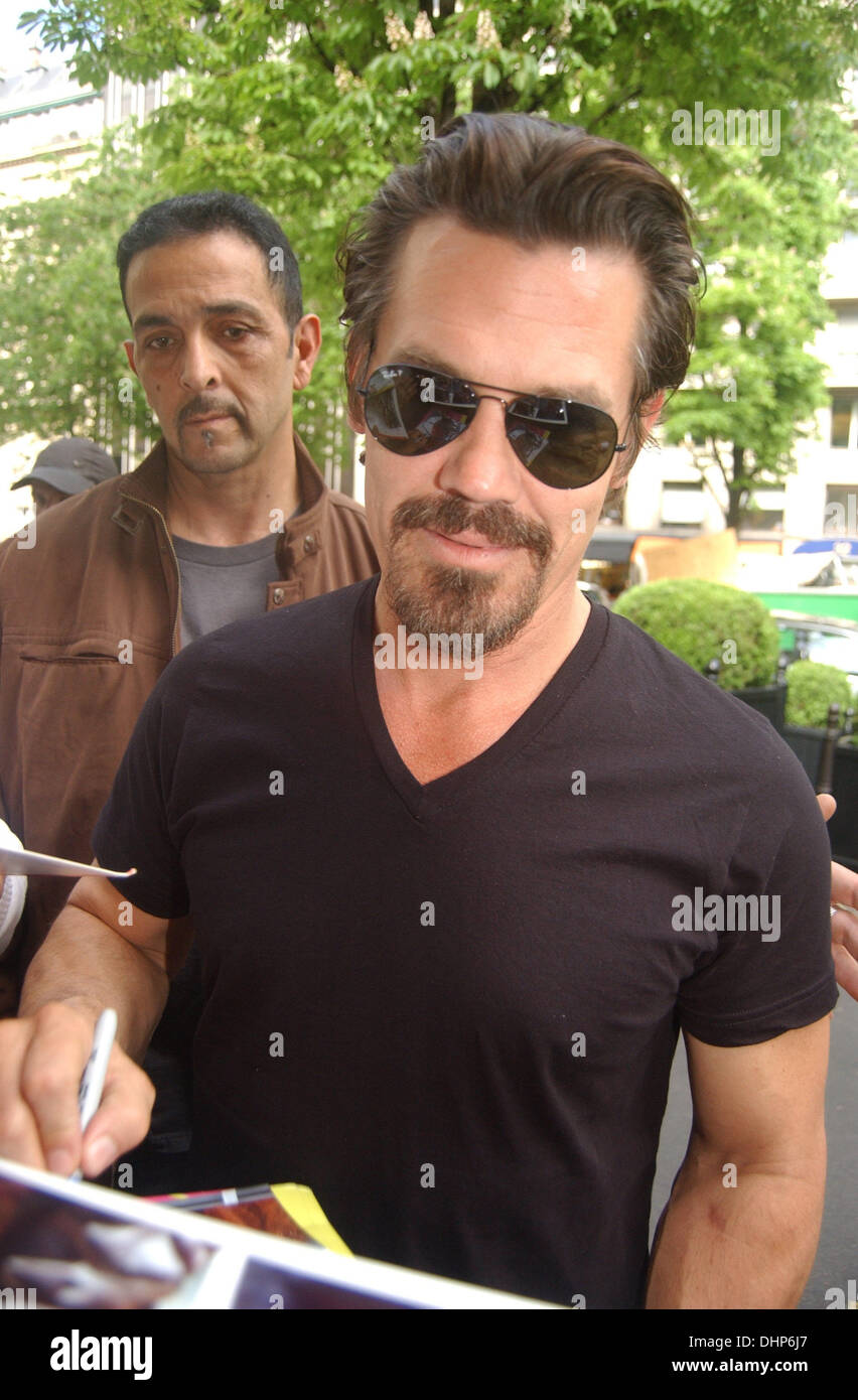Actor Josh Brolin arrives at his hotel Paris, France - 10.05.12 Stock ...