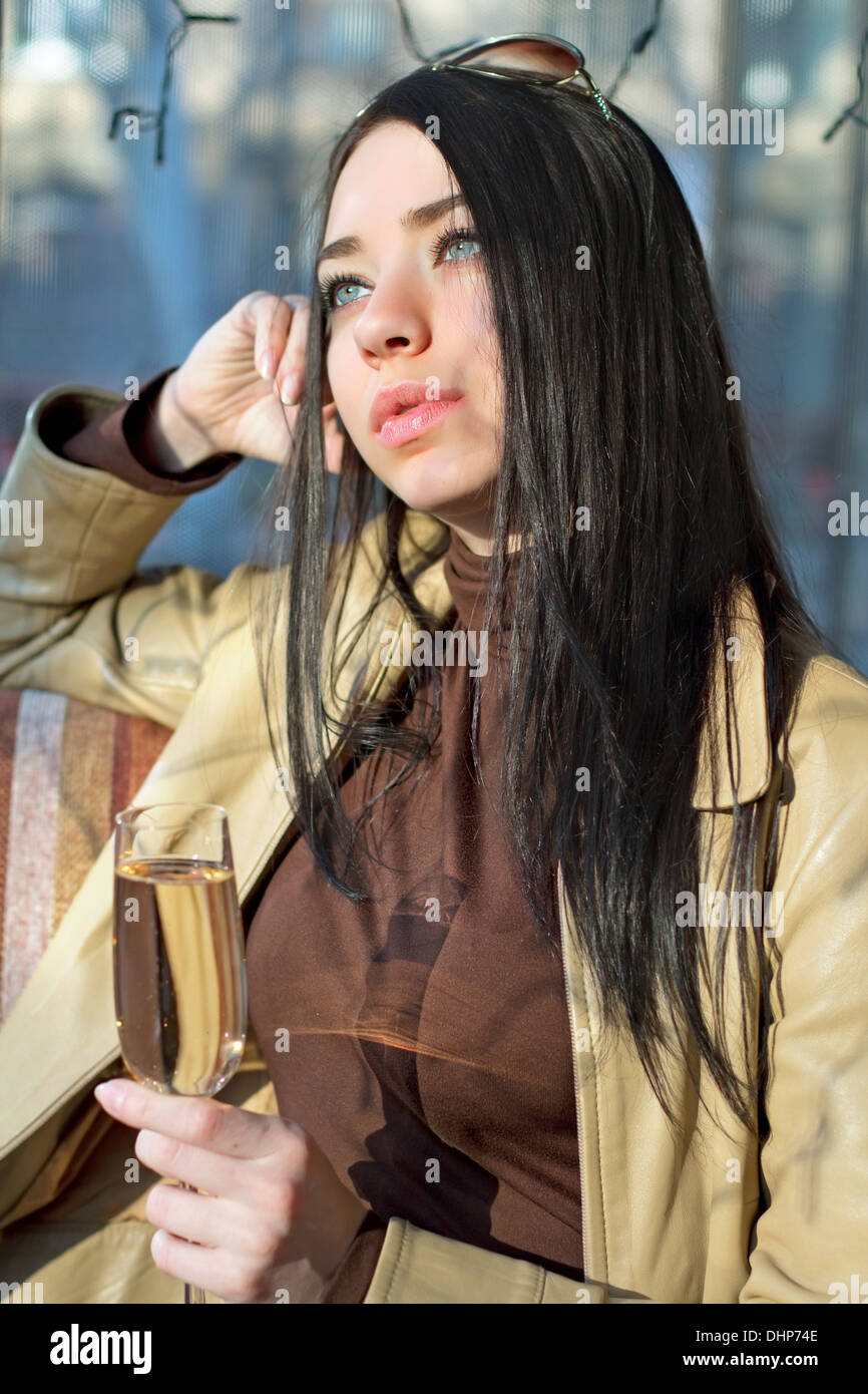 Brunette thoughtful hi-res stock photography and images - Alamy Brunette thoughtful hi-res stock photography and images - Alamy