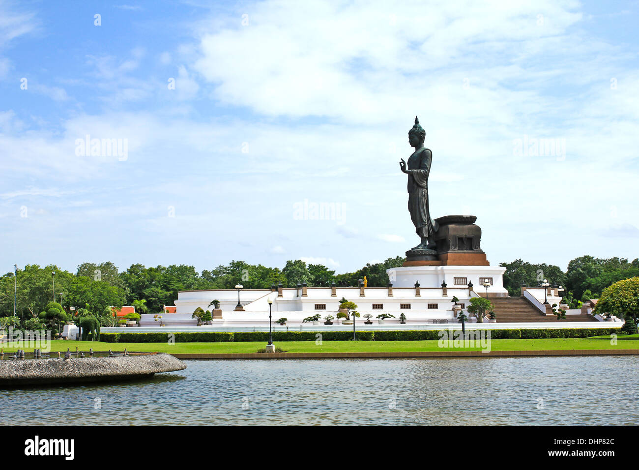 Thai walking buddha hi-res stock photography and images - Alamy