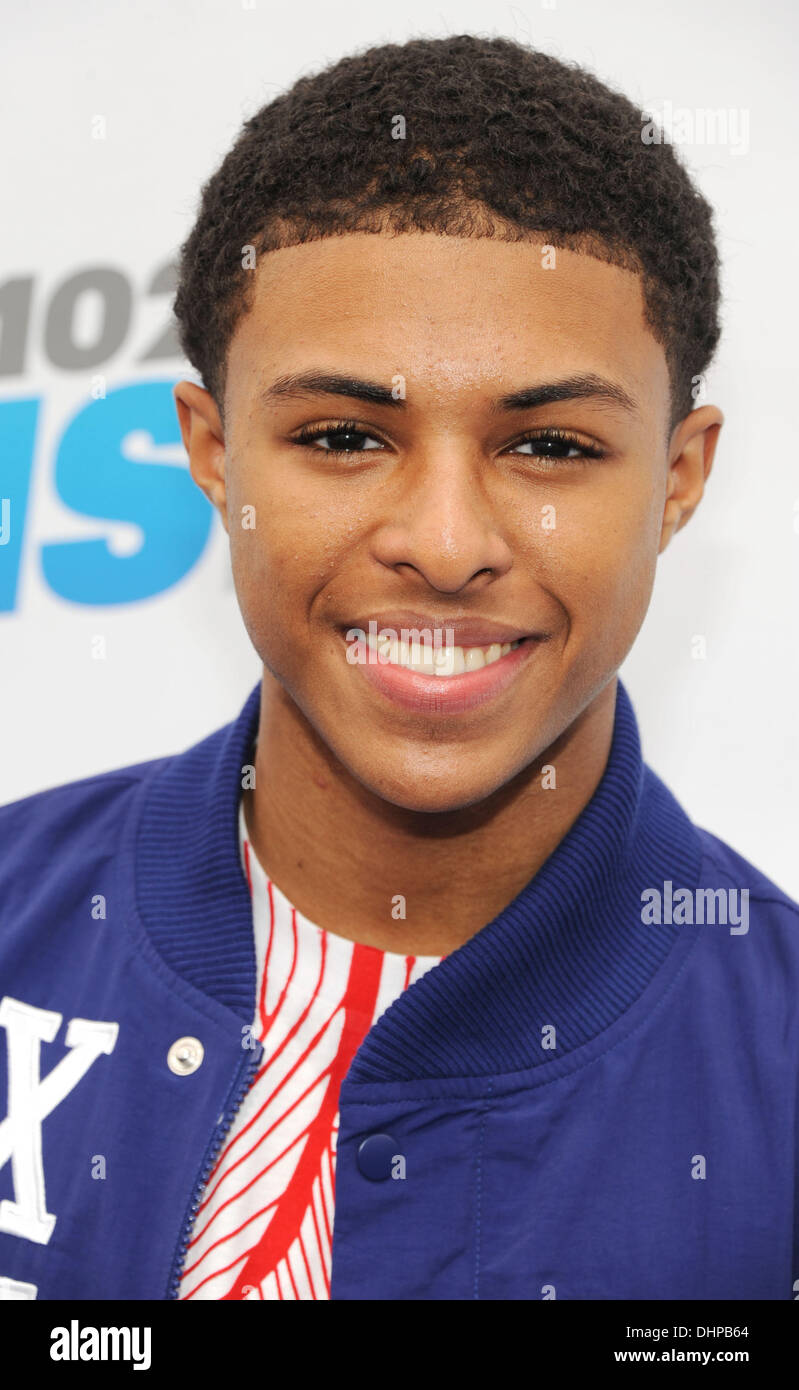 Diggy simmons hi-res stock photography and images - Alamy