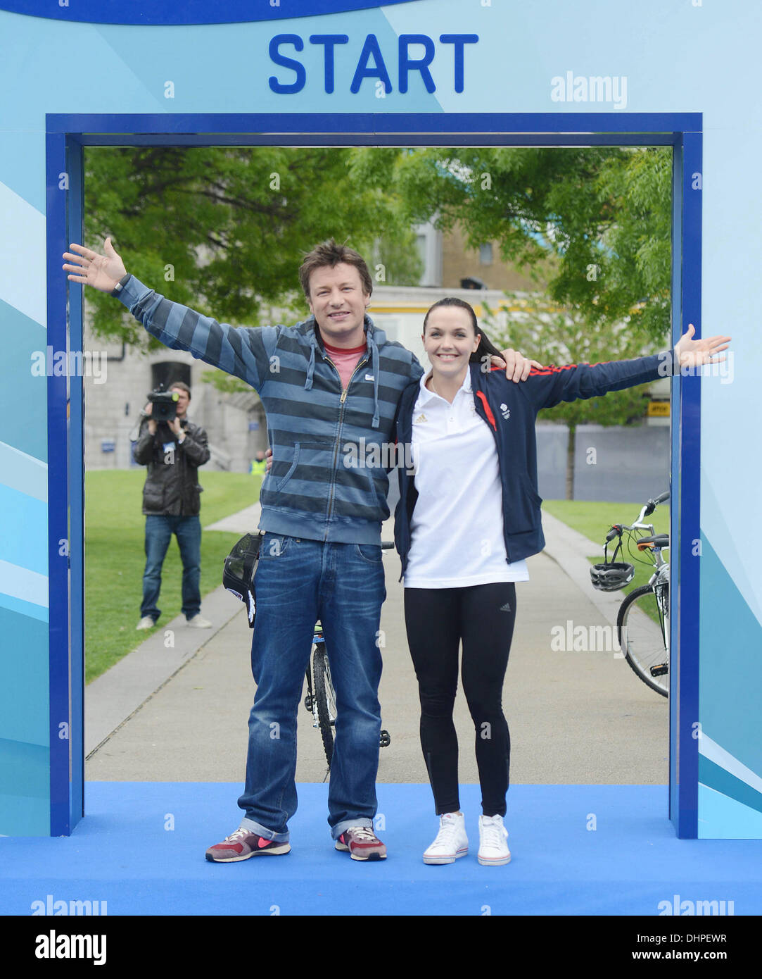 Jamie Oliver and Victoria Pendleton The Samsung Hope Relay Launch at ...