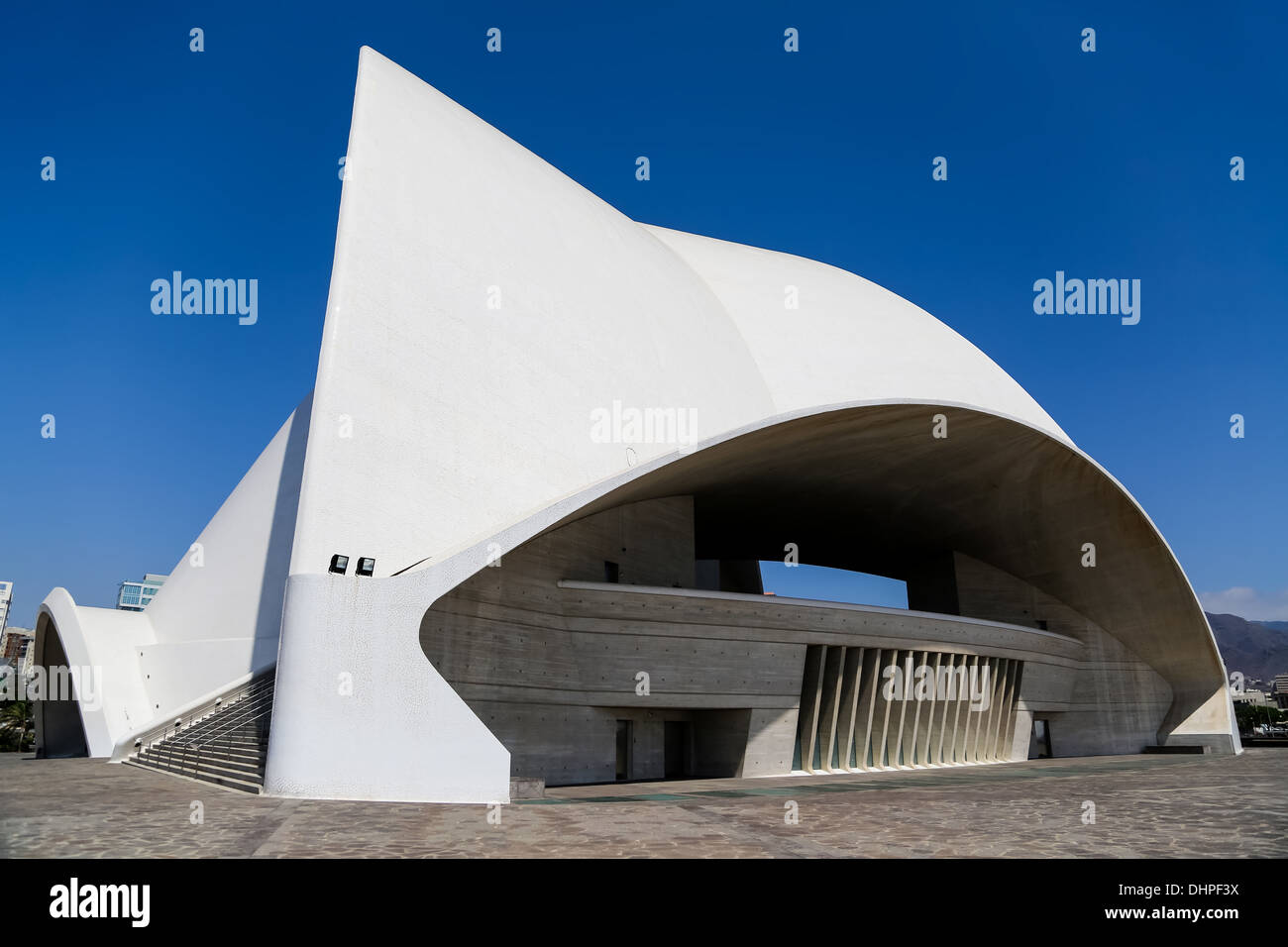 Spanish postmodern architecture hi-res stock photography and images - Alamy
