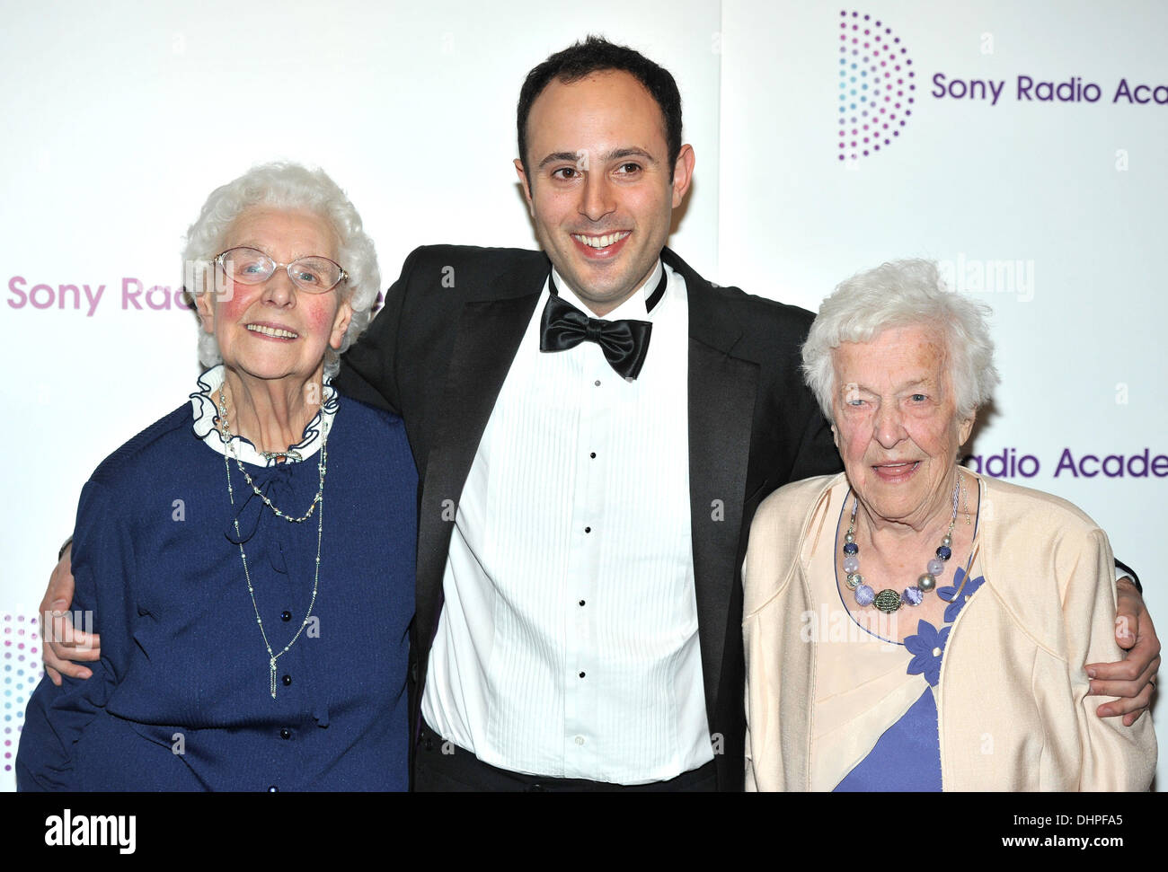 Beryl Renwick and Betty Smith with David Reeves from Humberside Radio ...
