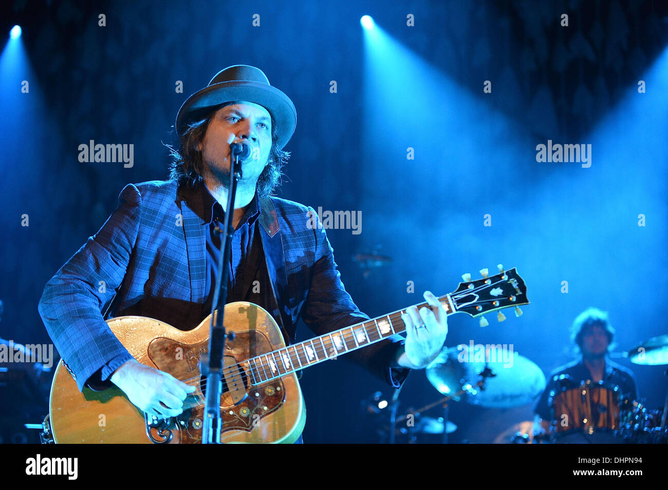 Jeff Tweedy of the band Wilco performing live in concert at the Jackie ...