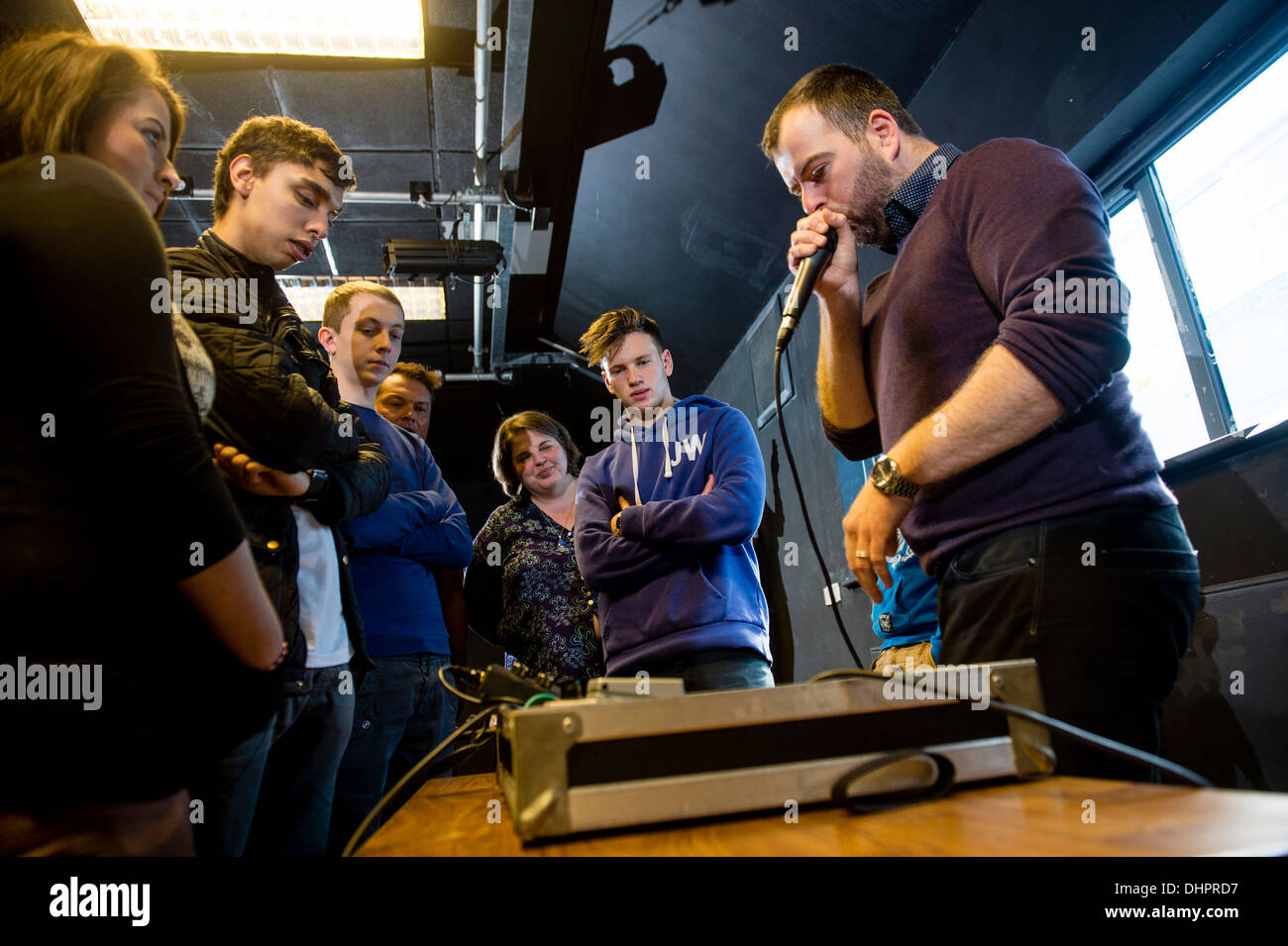 ED HOLDEN aka Mr PHORMULA running a 'Beatbox' workshop to BTEC ...