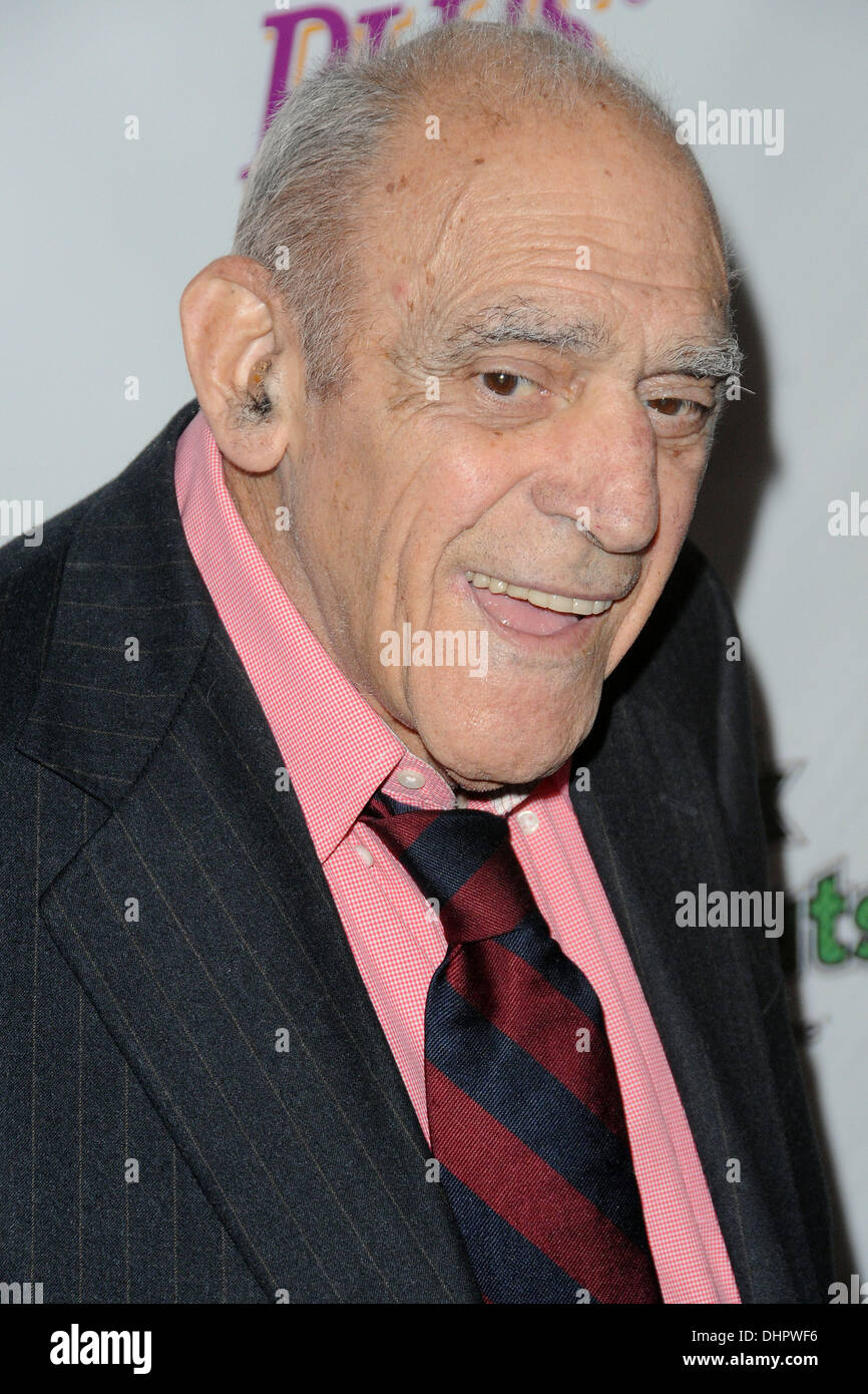Abe Vigoda Friars Club Roast of Betty White - Arrivals New York City ...
