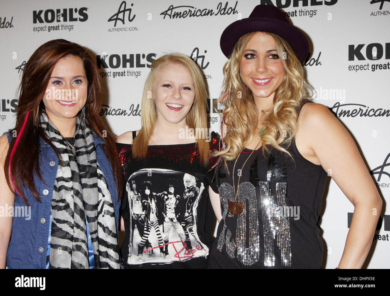 Hollie cavanagh and elise testone hi-res stock photography and images ...