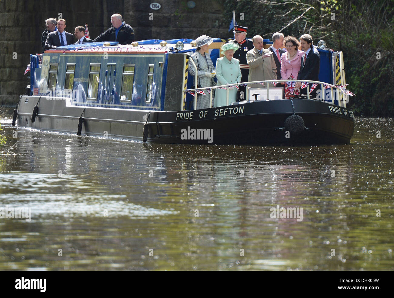 Queen Elizabeth II, Prince Philip, Duke of Edinburgh and Prince Charles ...