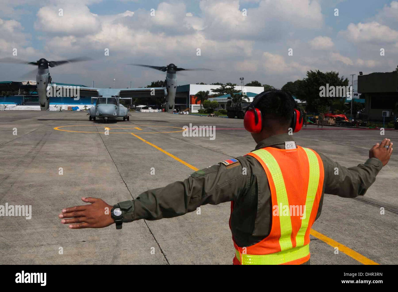 Typhoon Haiyan humanitarian relief in Philippines Operation Damayan ...