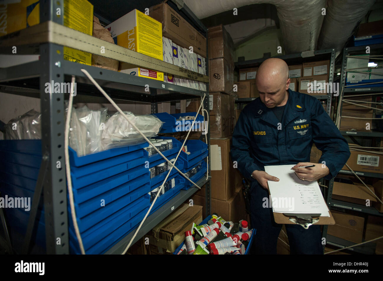 Typhoon Haiyan humanitarian relief in Philippines Operation Damayan ...