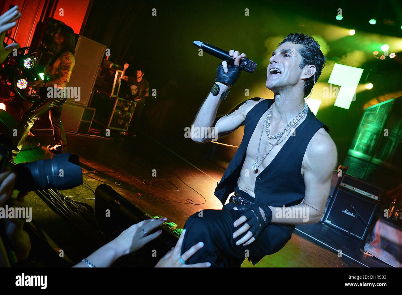 Perry Farrell of Jane's Addiction performs at Fillmore Miami Beach At ...