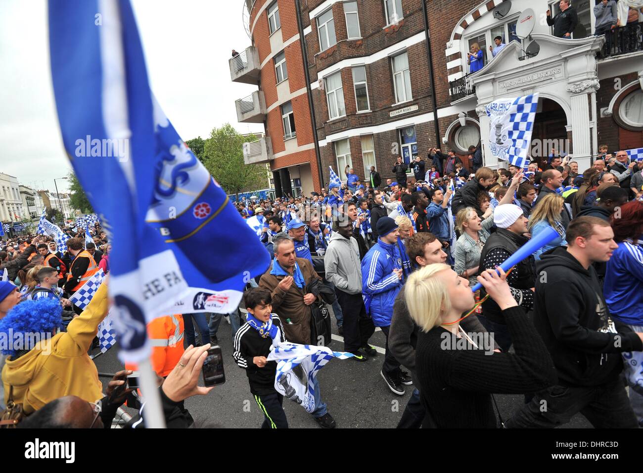 Chelsea Trophy Parade High Resolution Stock Photography and Images - Alamy
