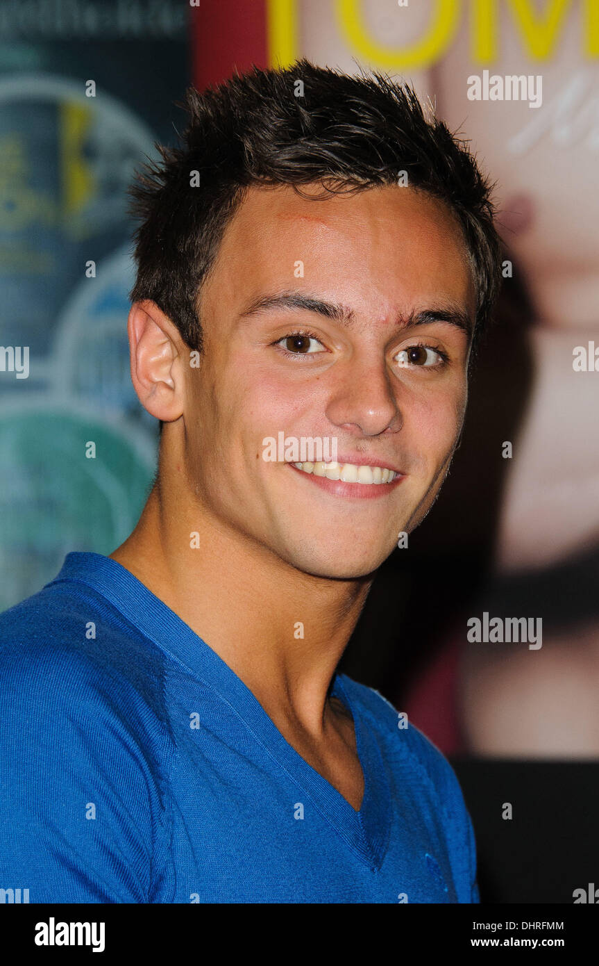 Tom Daley signs copies of his autobiography 'My Story' at Waterstone's ...