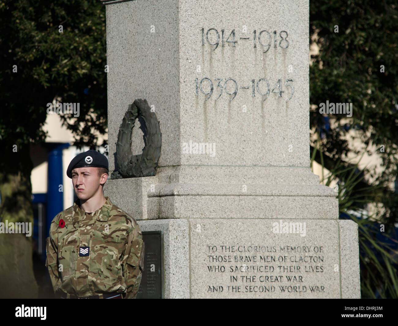 Remembrance day solder boy ww2 hi-res stock photography and images - Alamy