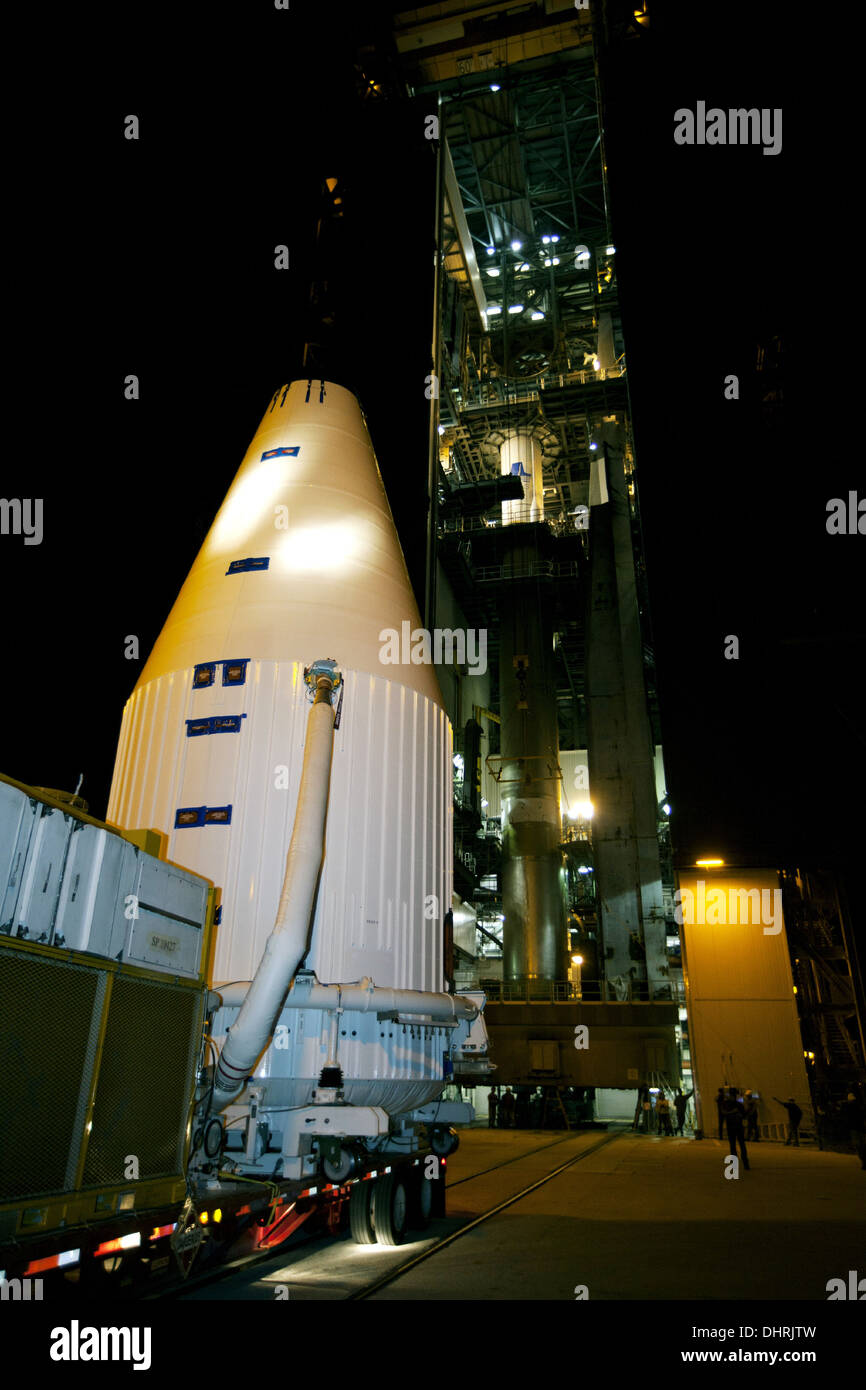 Payload fairing hi-res stock photography and images - Alamy