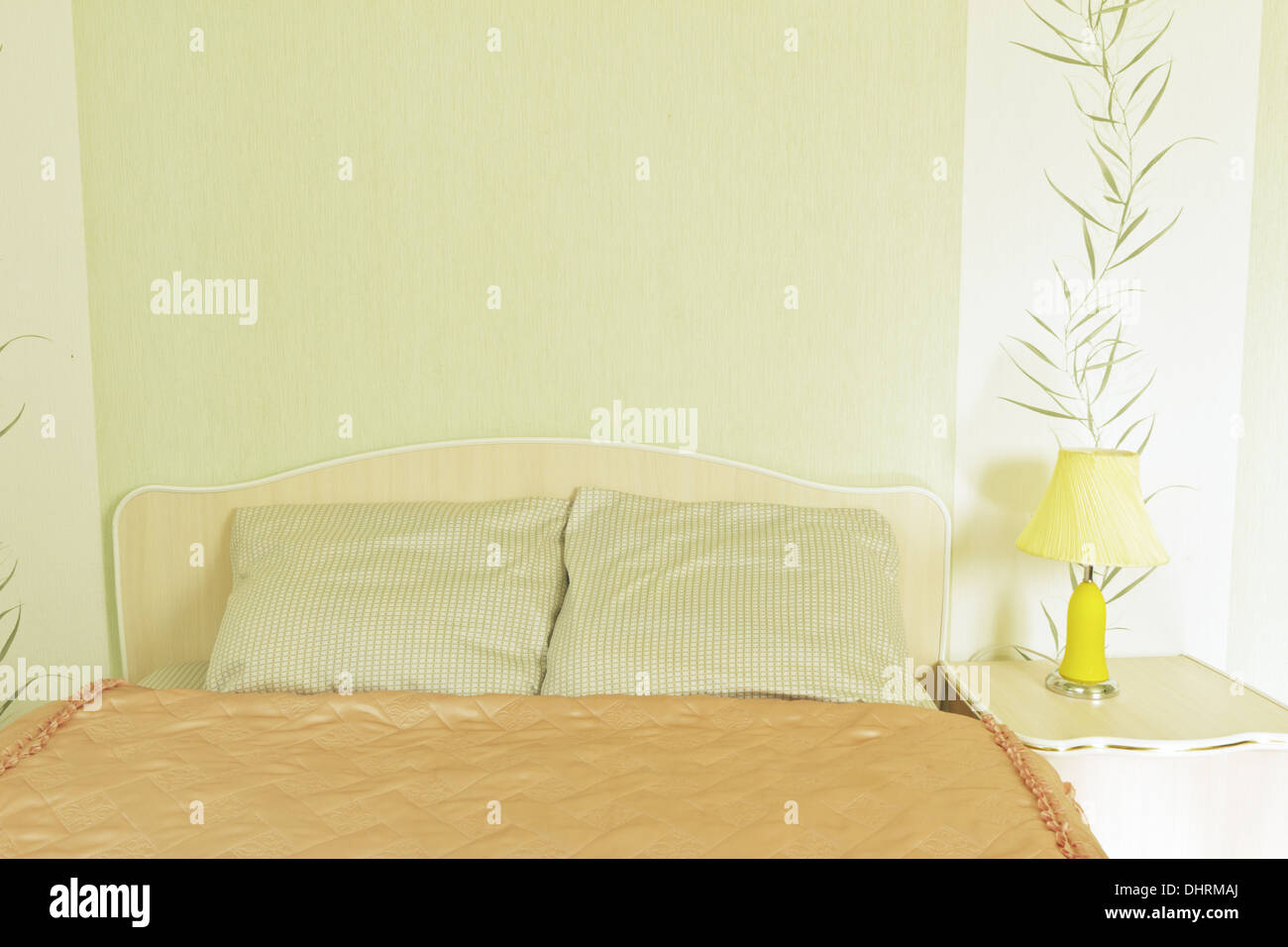 Modern and common hotel room Stock Photo - Alamy