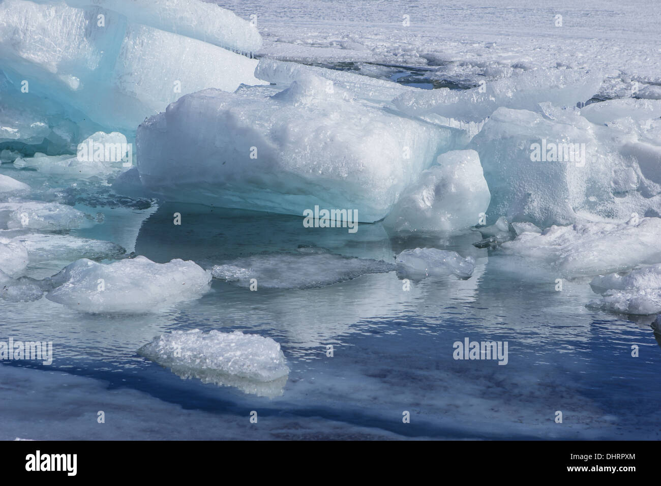 Thawing hi-res stock photography and images - Alamy
