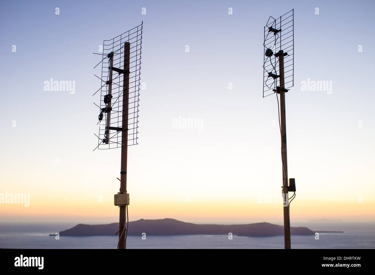 Two antennas hi-res stock photography and images - Alamy