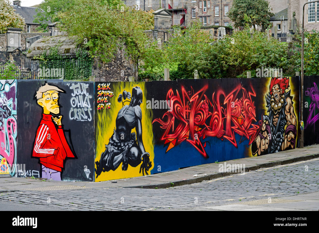 Graffiti in the Canongate area of Edinburgh Stock Photo - Alamy