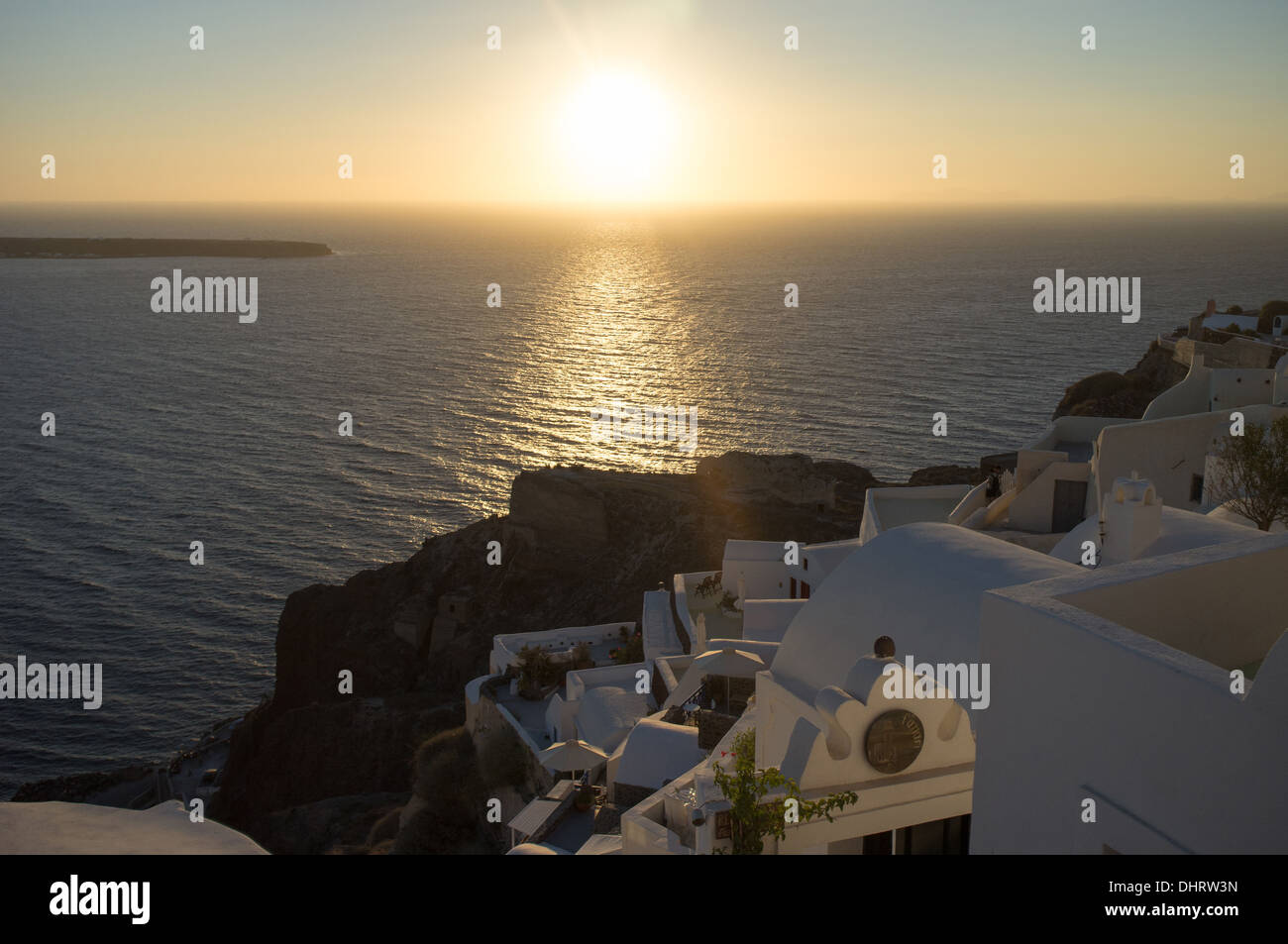 Santorini sunset greece hi-res stock photography and images - Alamy