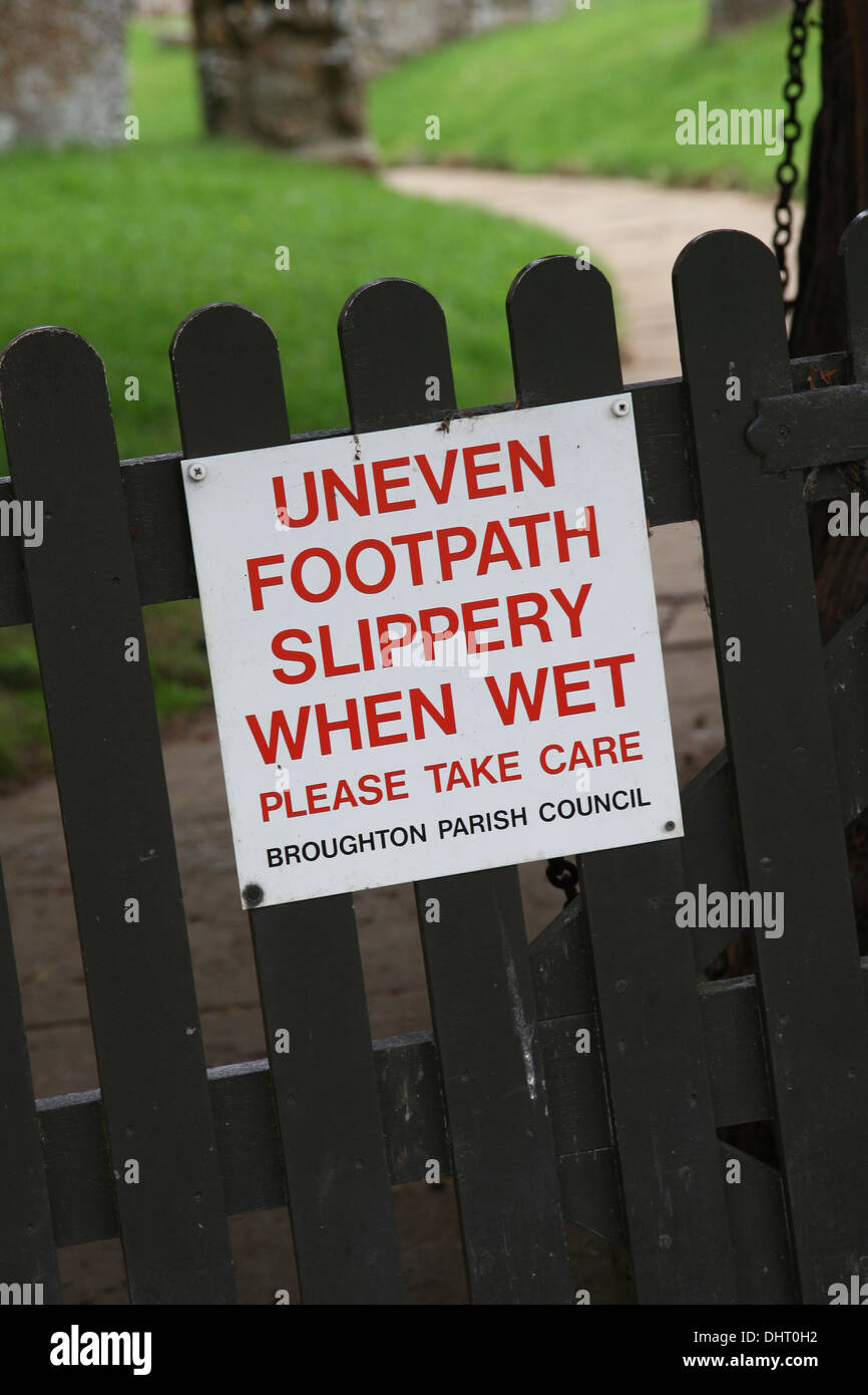 Slippery when wet sign hi-res stock photography and images - Alamy