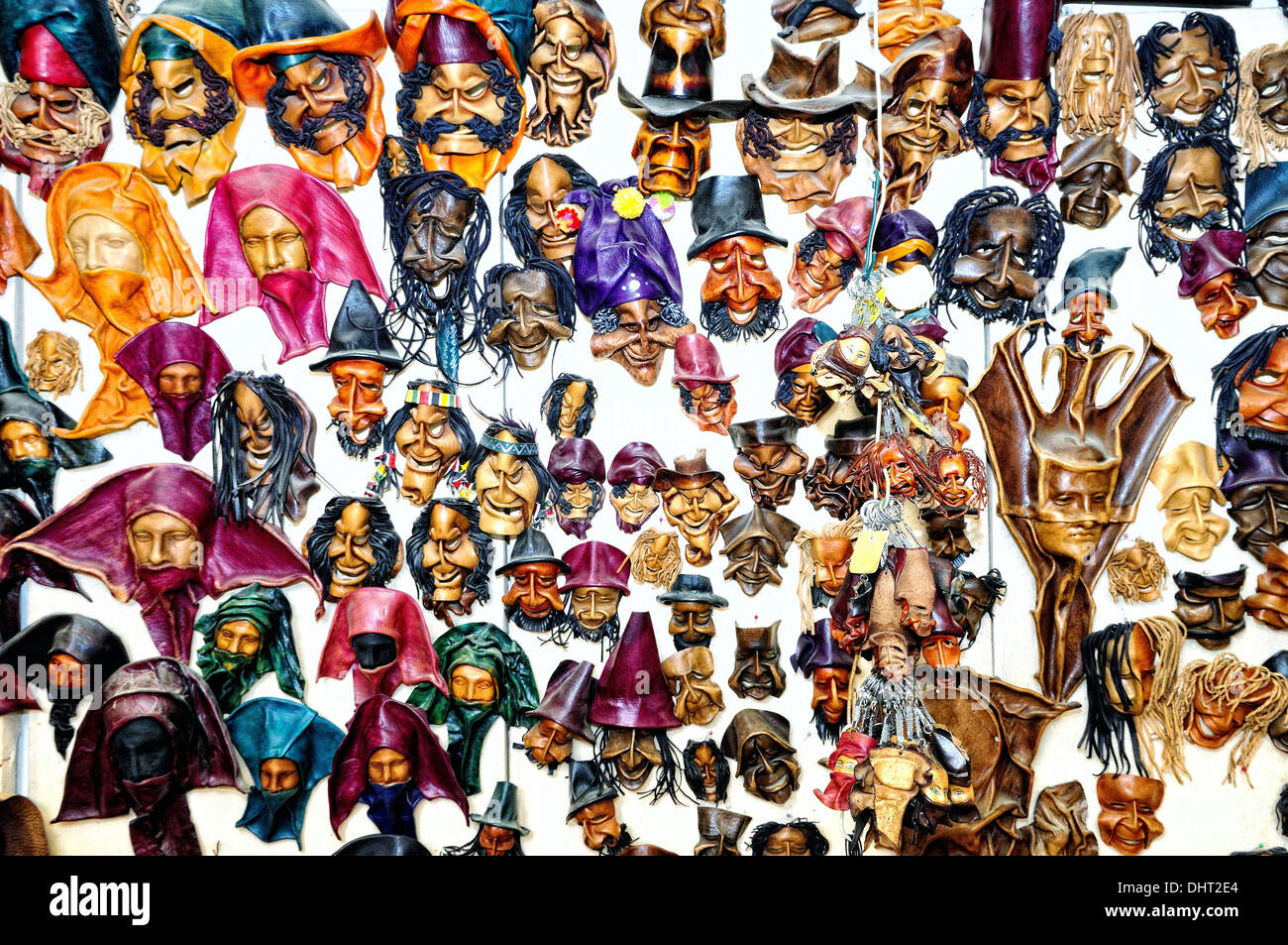 Gesichter mask hi-res stock photography and images - Alamy