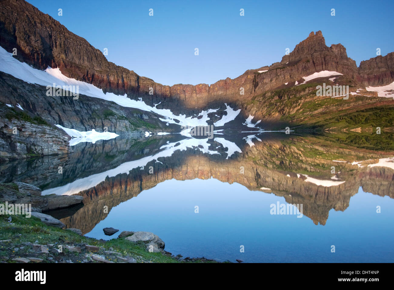 Sue lake cathedral peak hi-res stock photography and images - Alamy