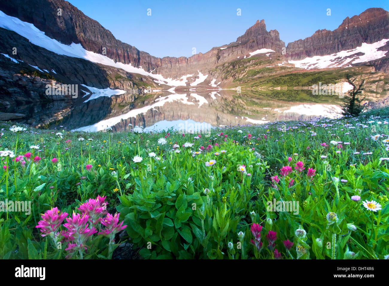 Sue lake cathedral peak hi-res stock photography and images - Alamy