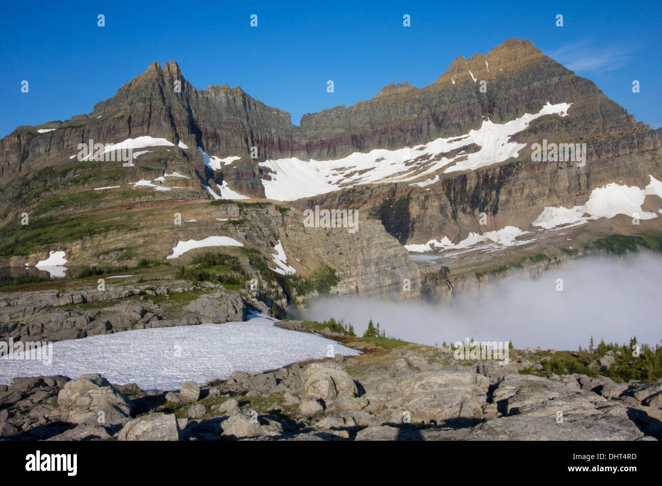 Sue lake cathedral peak hi-res stock photography and images - Alamy