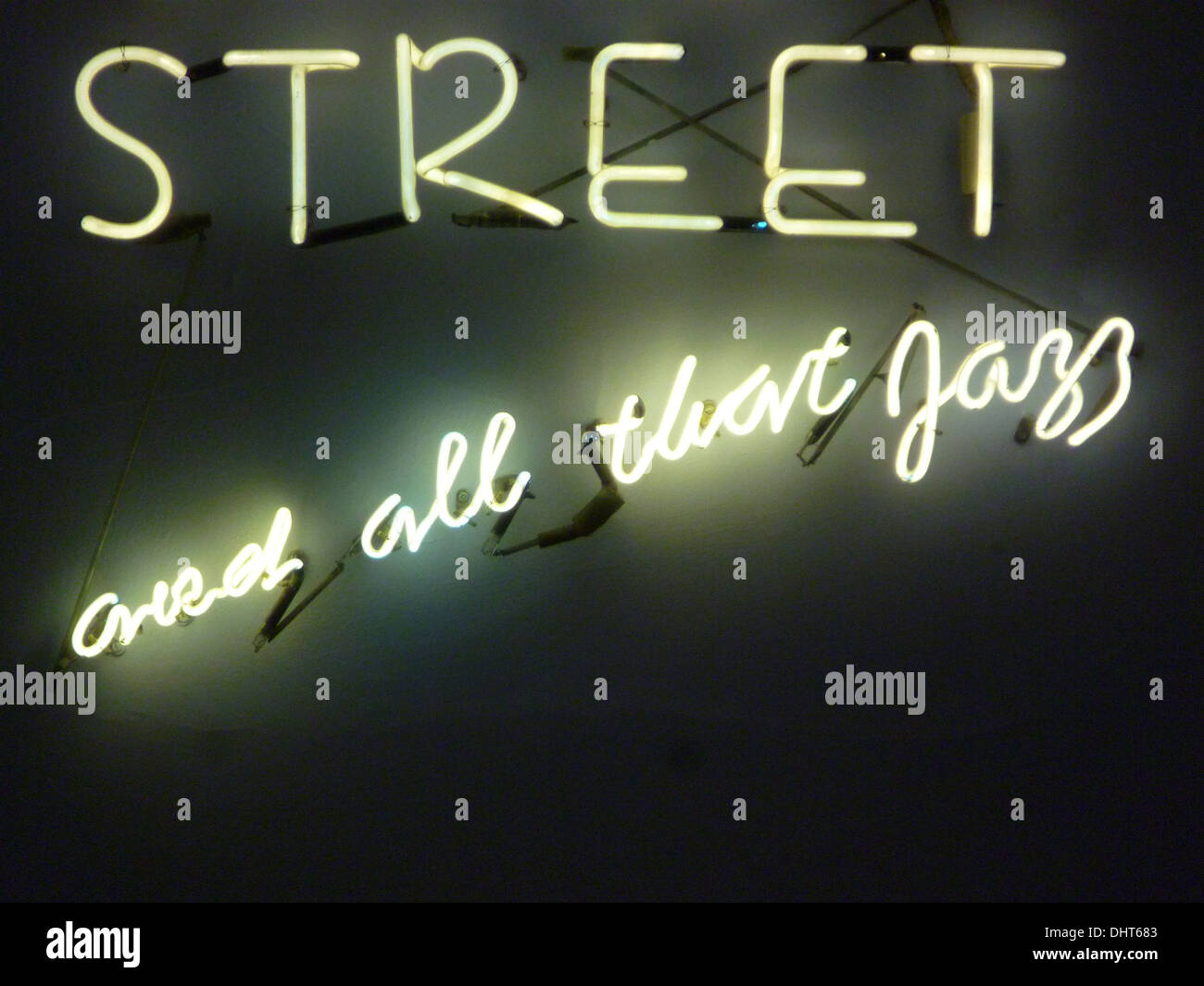 Dover street london sign hi-res stock photography and images - Alamy