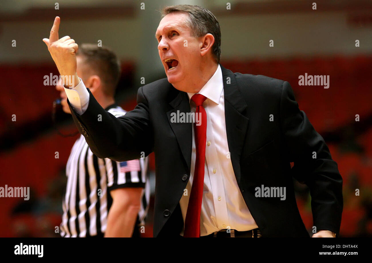 Houston, Texas, USA. 14th Nov, 2013. NOV 14 2013: University of Houston ...