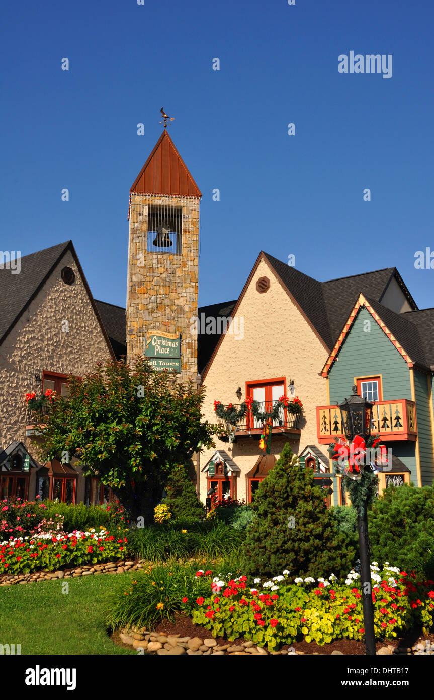 Christmas place shopping village pigeon hi-res stock photography and ...