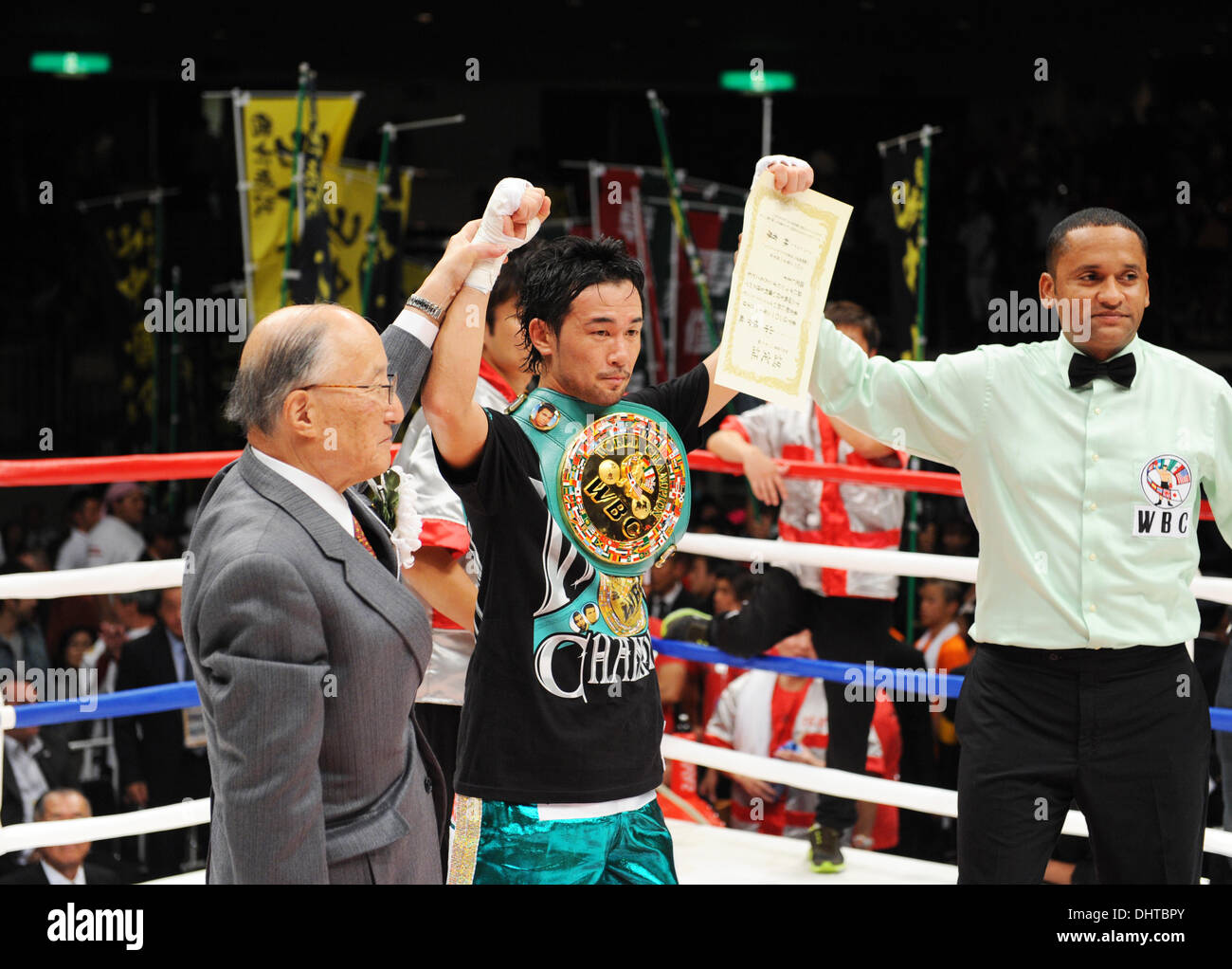 Tokyo, Japan. 10th Nov, 2013. (L-R) Yuko Hayashi, Shinsuke Yamanaka ...