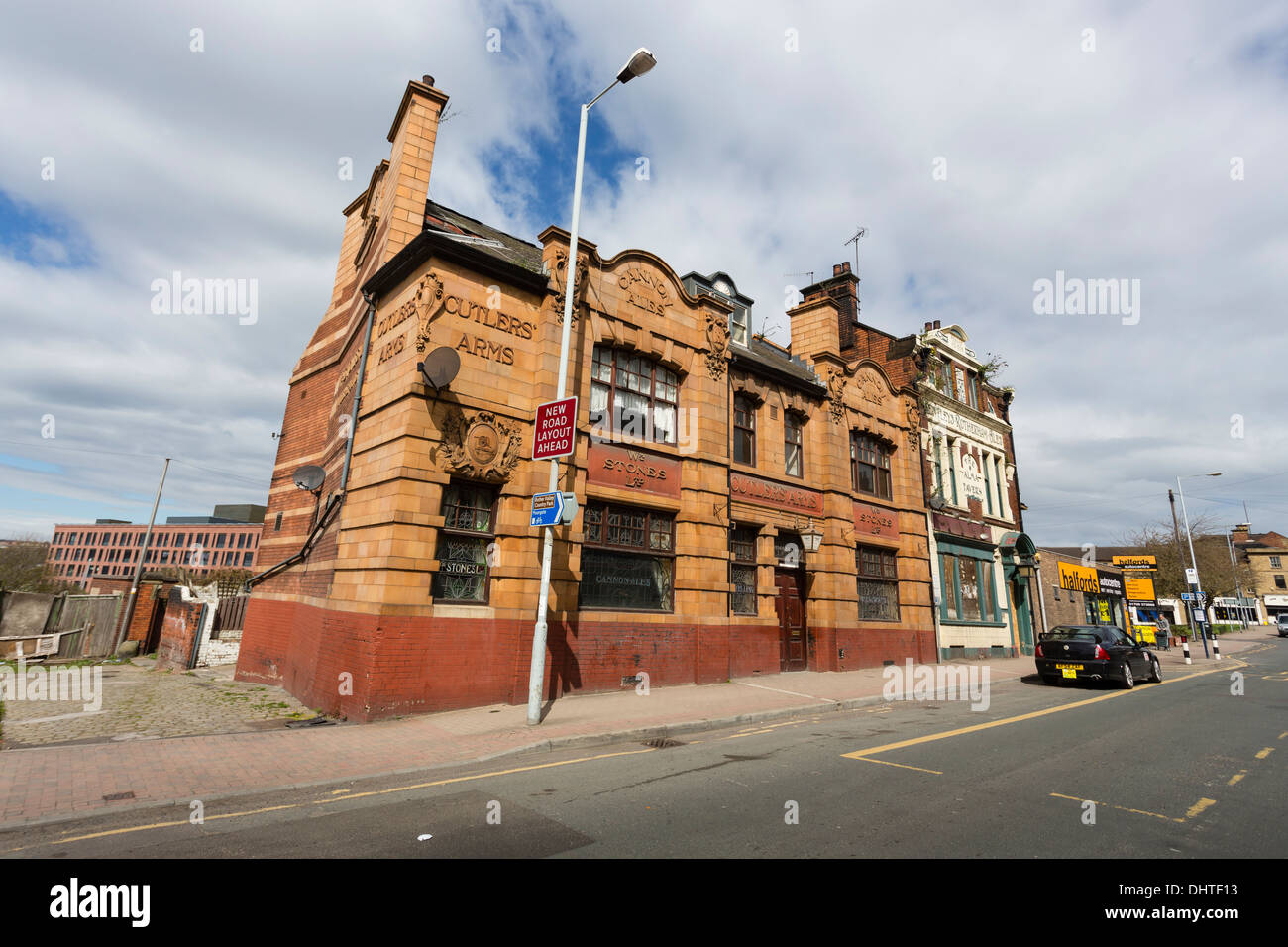 The Cutlers Arms in Westgate Rotherham, a CAMRA heritage pub Stock ...