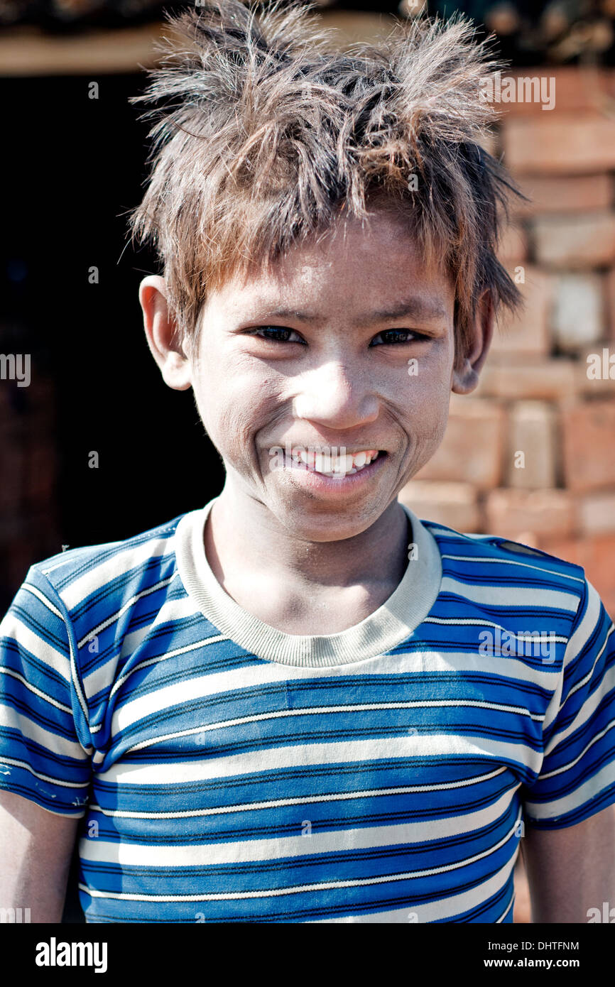 Child labor in brick factory Stock Photo - Alamy