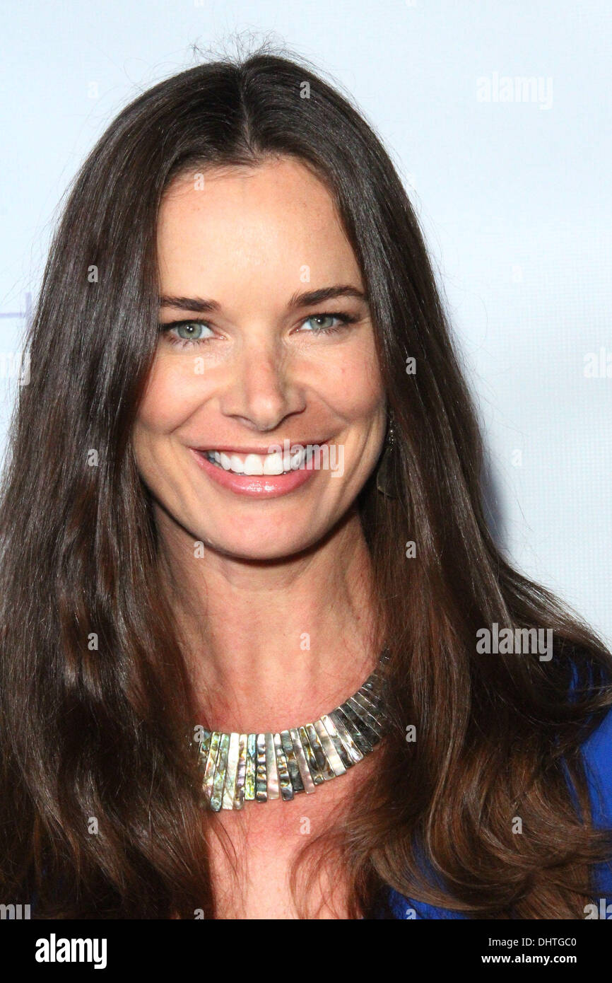 Los Angeles, California, USA. 14th Nov, 2013. Anastasia Roark attends ...